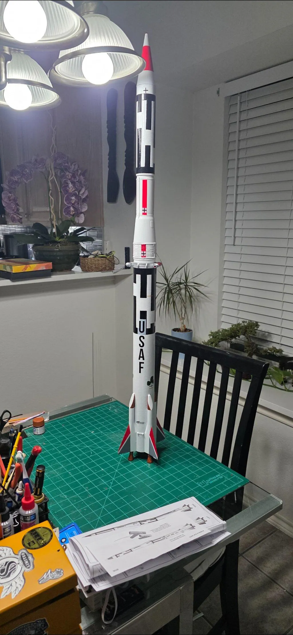 Pro Series II™ Athena H Model Rocket Kit | Estes Rockets