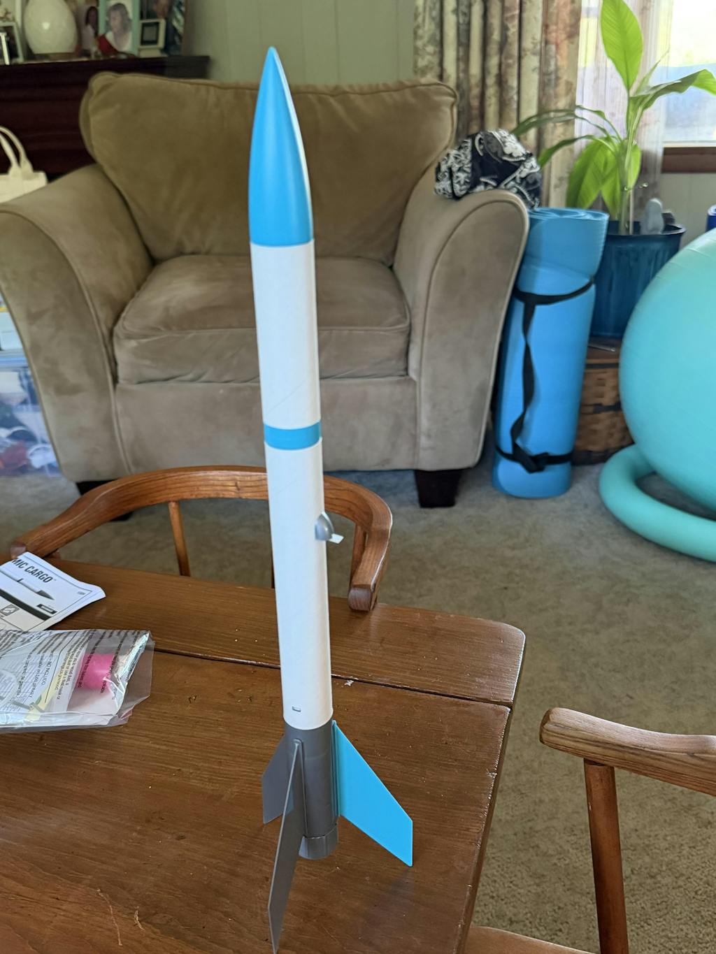 Cosmic Cargo® Flying Model Rocket - Beginner Payload Rocket Kit | Estes ...
