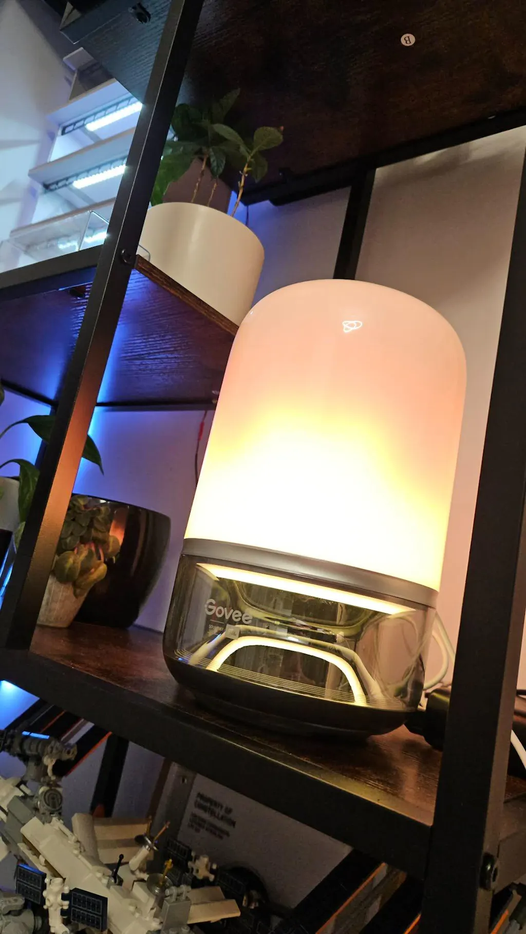Lámpara de Mesa Govee 2 Pro x Sound by JBL | Sincronización Música-Luz ...