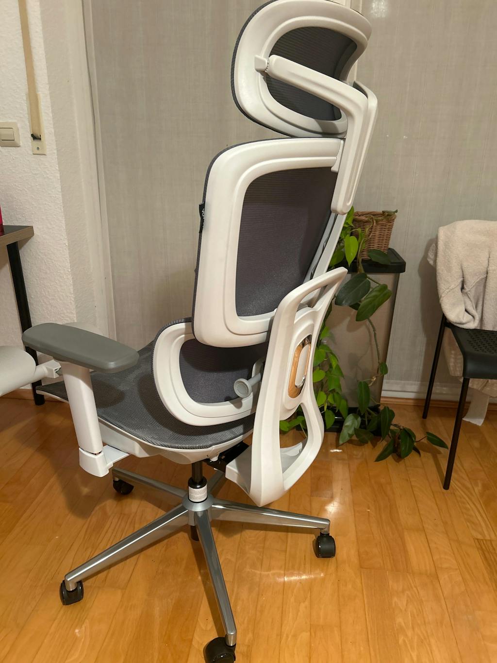 HBADA E2 Pro Ergonomic Office Chair without Footrest