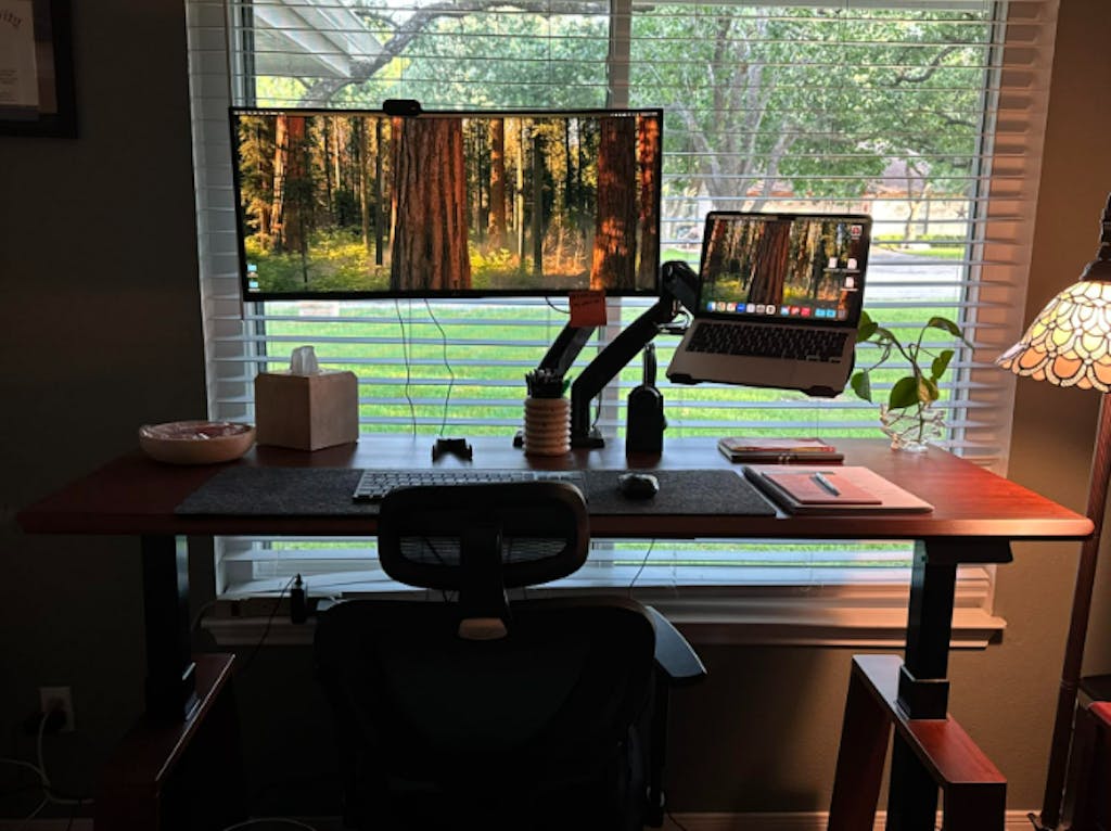 Ark Lite Standing Desk | Eureka Ergonomic