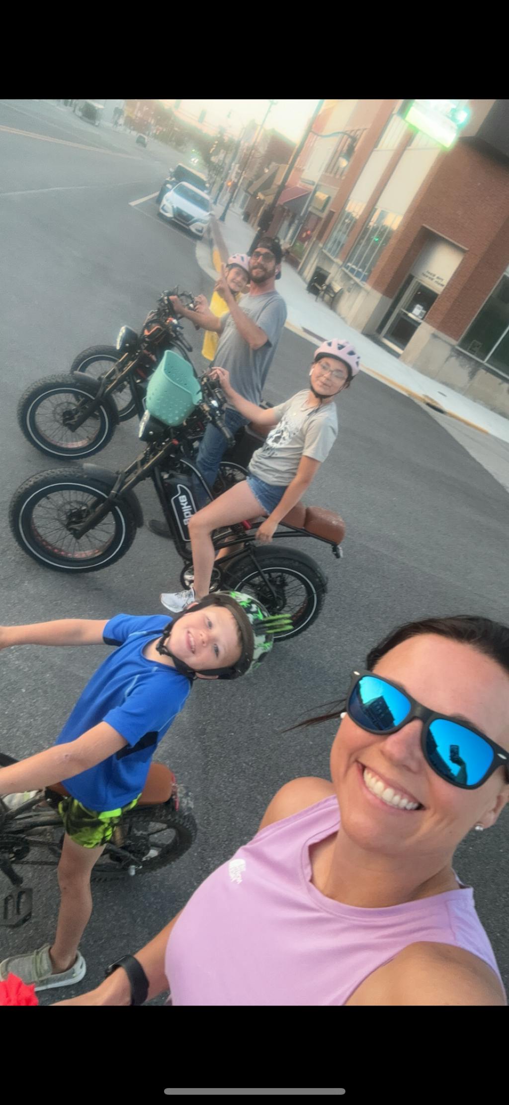 Moped Style Electric Bike | Electric Moped with Pedals | Euy S4 – euybike