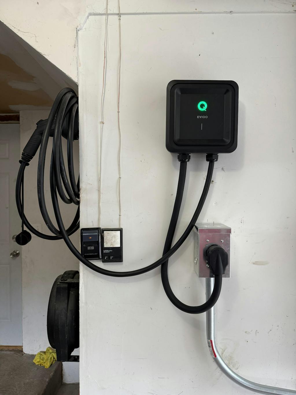 EVIQO Level 2 EV Charger GEN 2 NEMA 14-50 PLUG-IN (240V) - 40 Amp