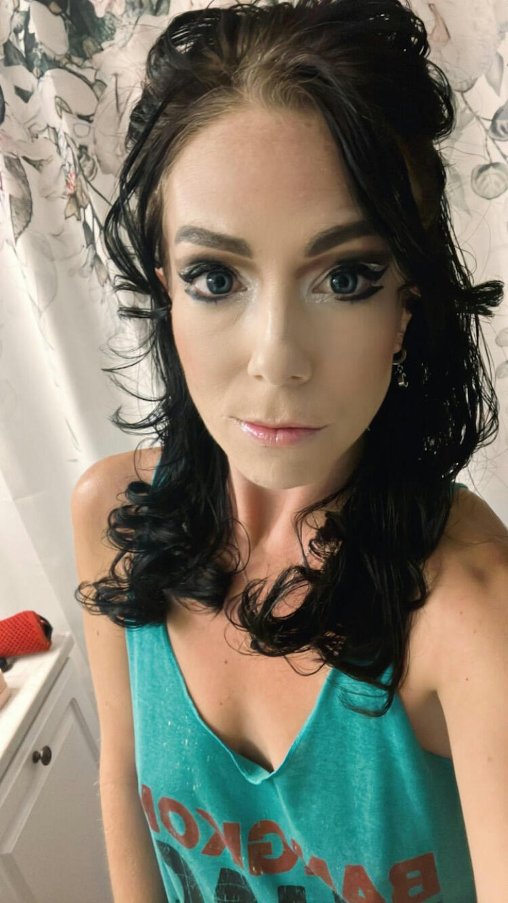 Buy NEO Extra Dali Blue Circle Lenses | EyeCandys