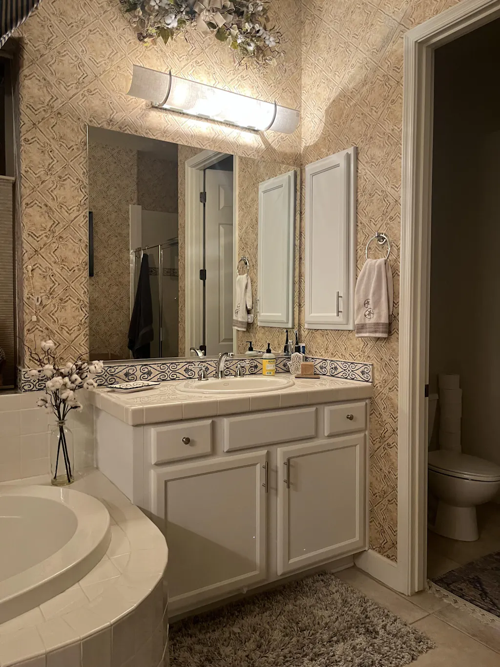 EzLightWraps - Shades Hide Hollywood Lights, Fast DIY for Vanity Light