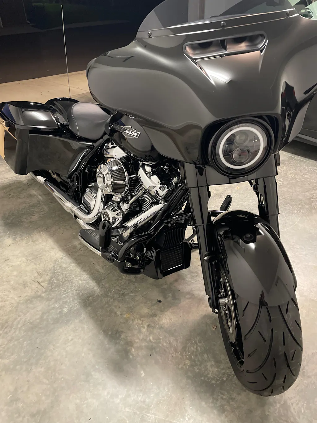 Native Custom Baggers Fat Tire - Color Matched Harley Bagger Painted ...