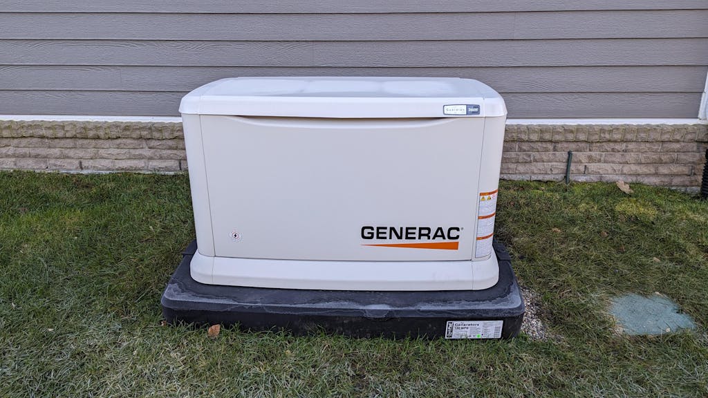 Generac 7291 Guardian 26kW Standby Generator WiFi w/ 200 Amp Automatic ...