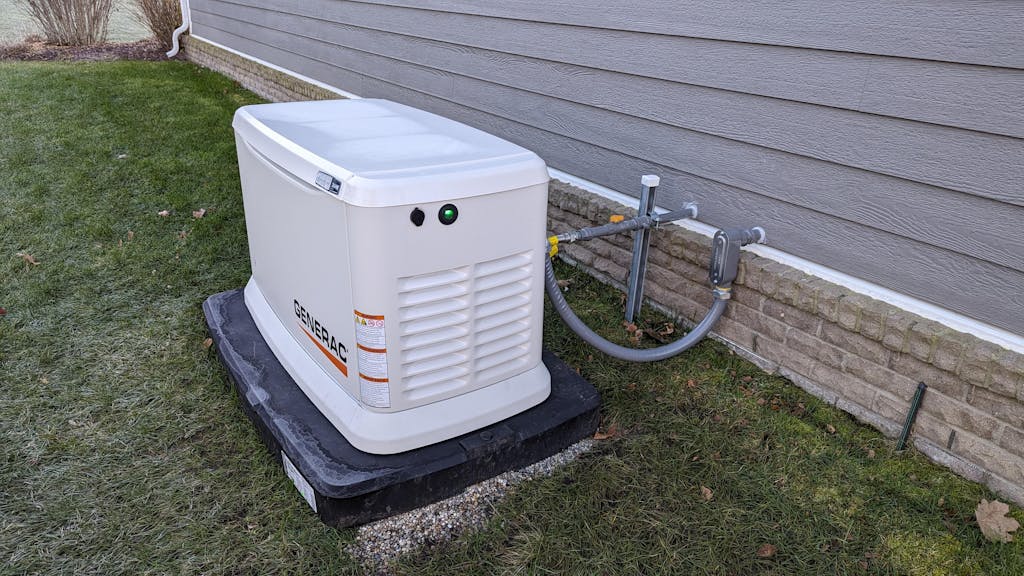 Generac 7291 Guardian 26kW Standby Generator WiFi w/ 200 Amp Automatic ...