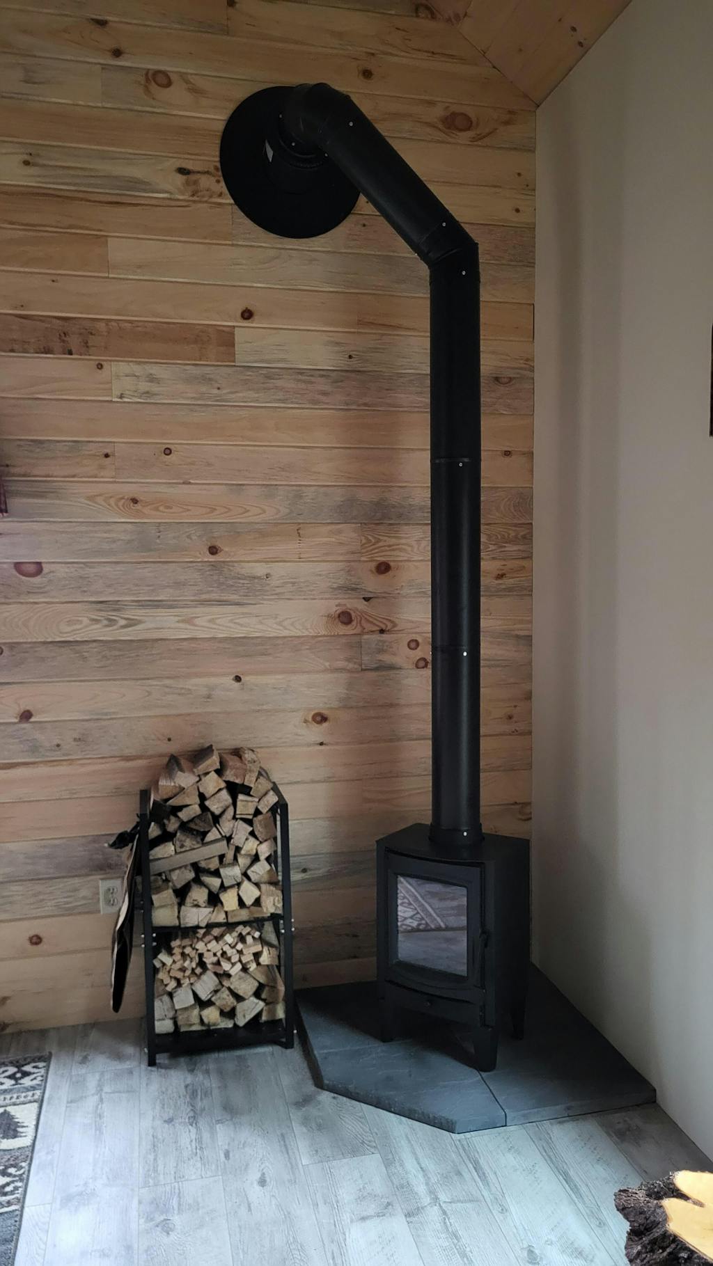 US Stove TH-100 Tiny Wood Stove 750 sq. ft. 26,000 BTU Accepts 11" Log ...