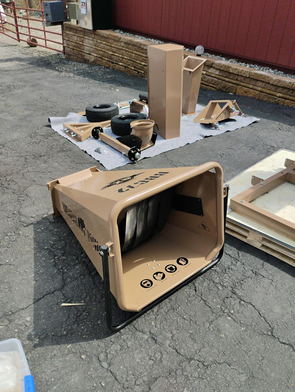 BigBear Power BBC72 Tornadic Wood Chipper 7" 34 HP V-Twin Engine Gas P ...