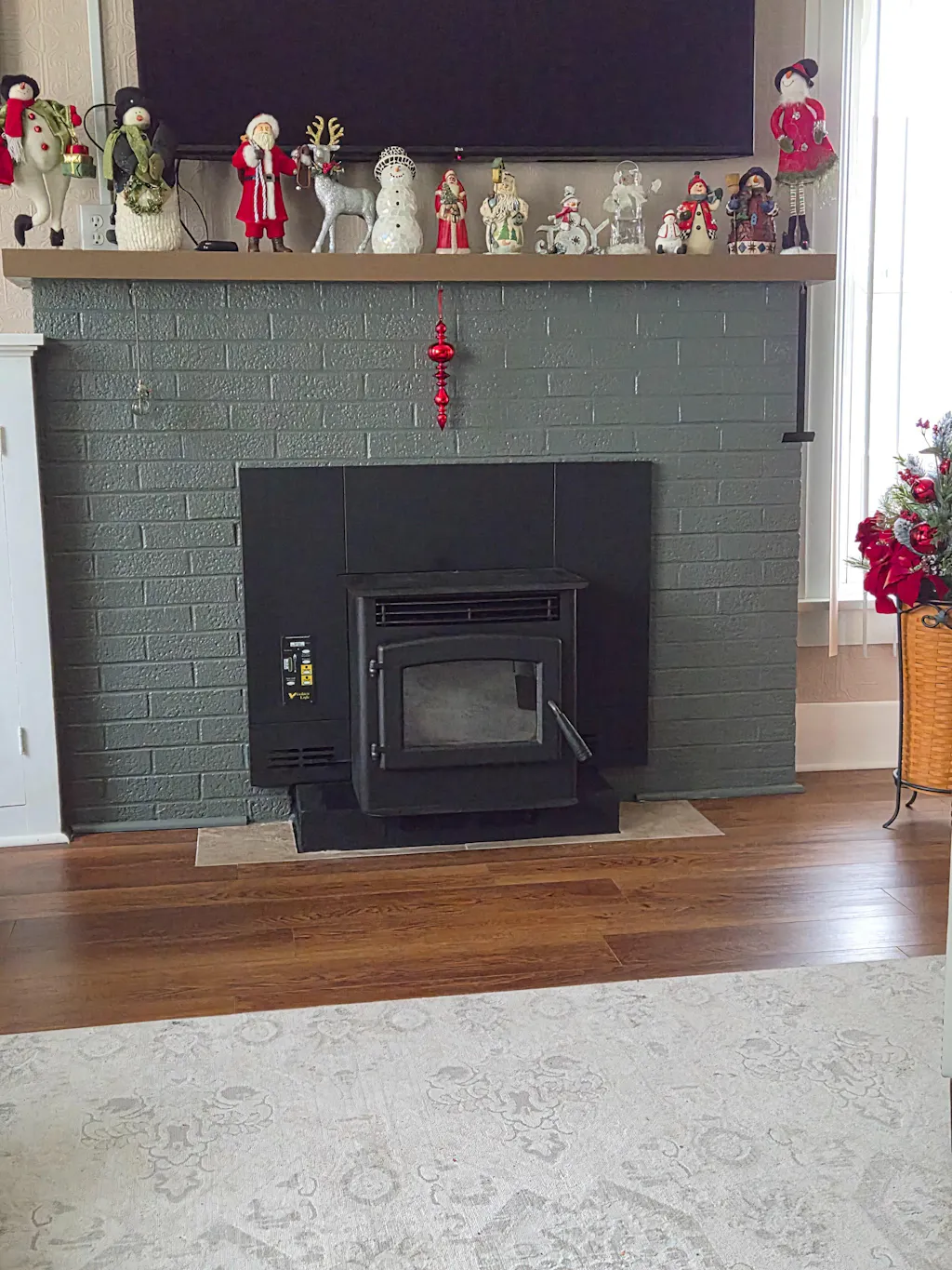 US Stove 5040I Pellet Stove Insert with Surround 1,800 sq. ft. 40,000 ...
