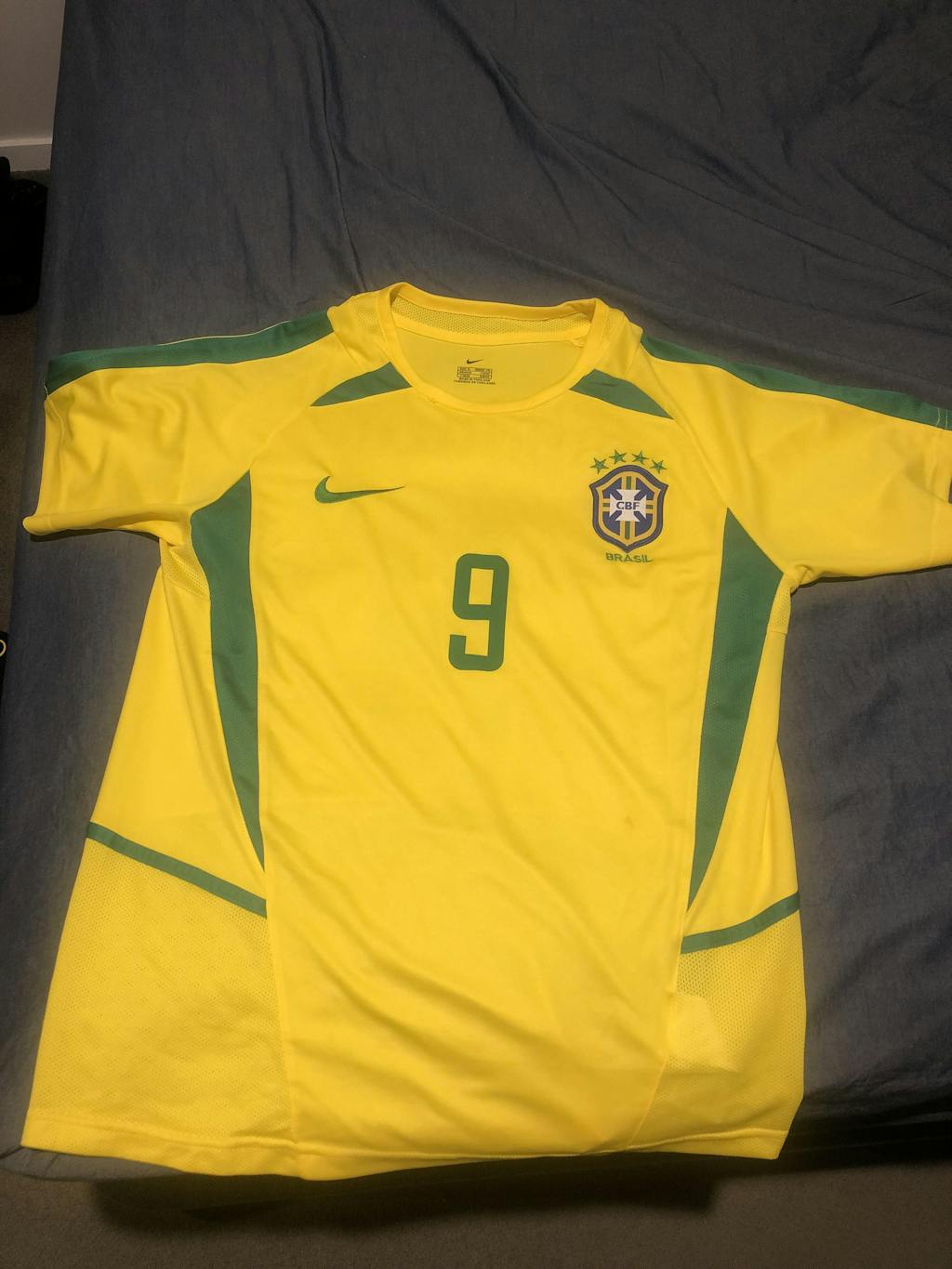 Brazil 2002 Home – False 9 Football