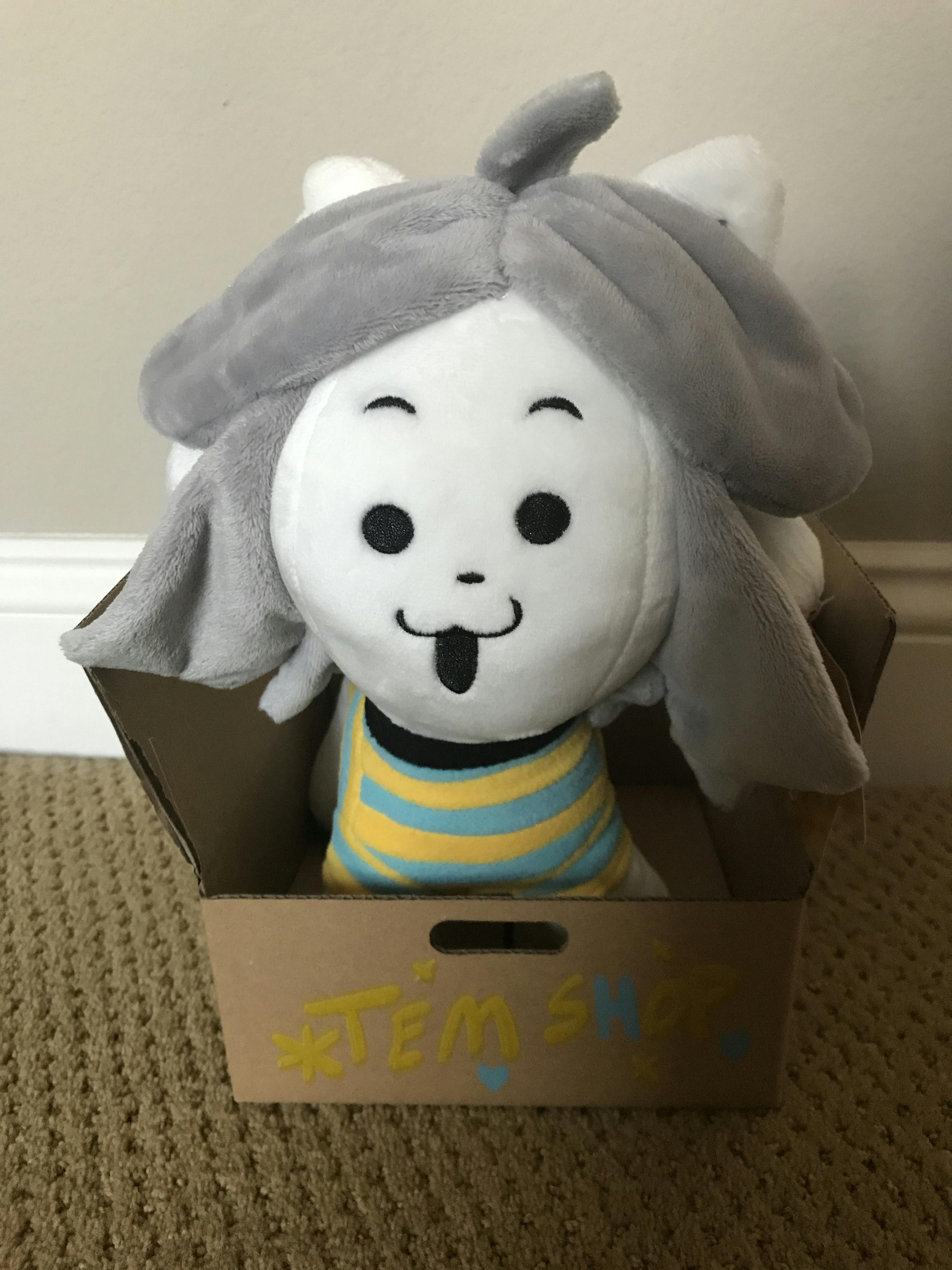 UNDERTALE - Shop Tem Plush - Fangamer