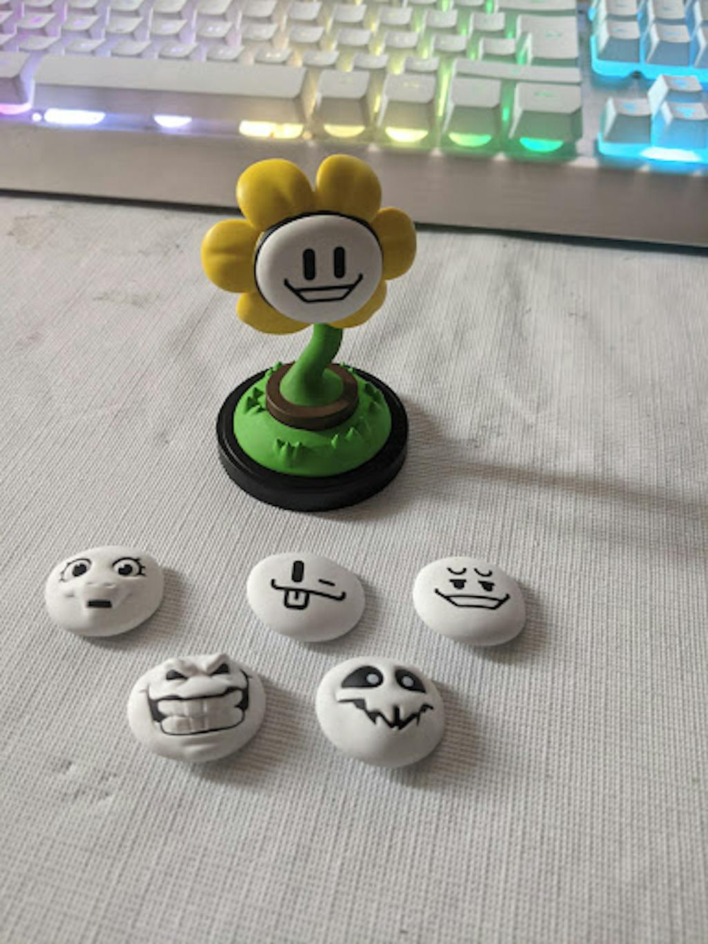 UNDERTALE - Flowey Little Buddy - Fangamer