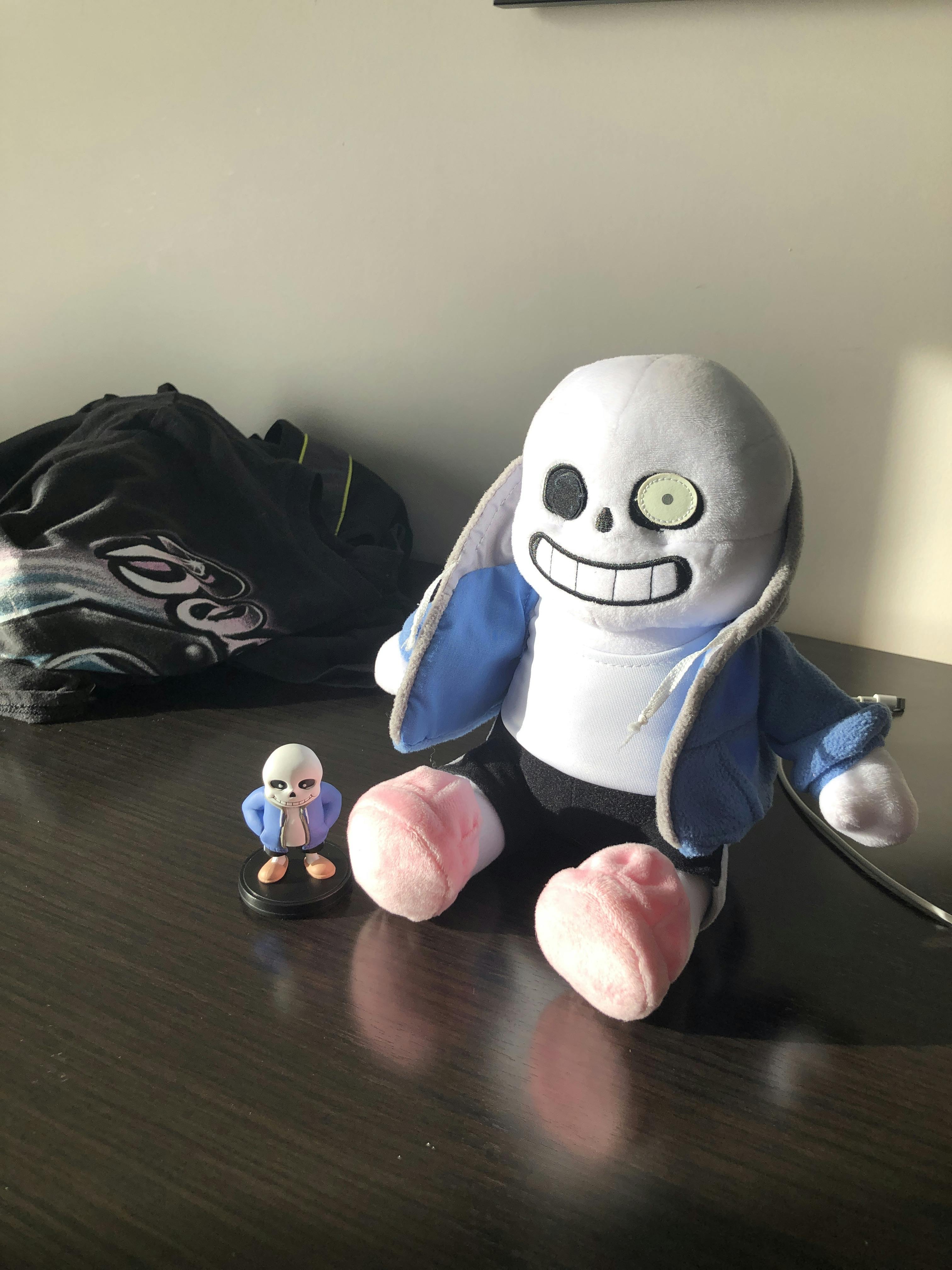 UNDERTALE - Sans Plush - Fangamer