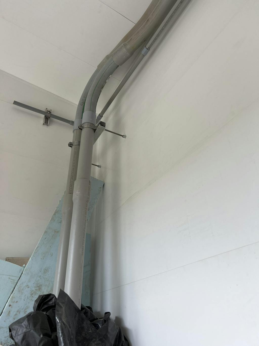 Simpson RSV37112 1/4" x 1-1/2" Vertical Steel Rod Hanger for 3/8" Rod ...