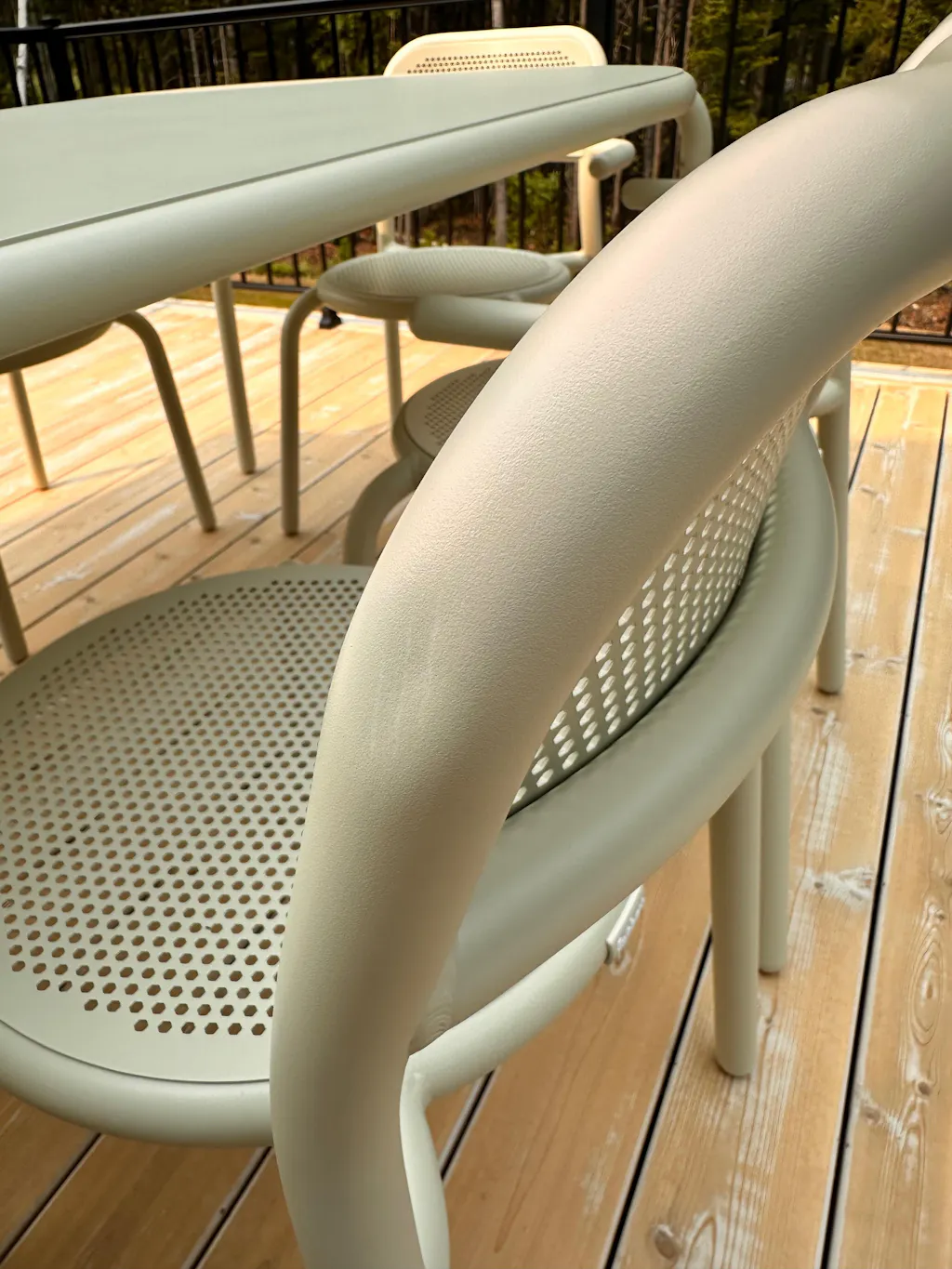 Toní Armchair: Aluminum Outdoor Chair – Fatboy Canada
