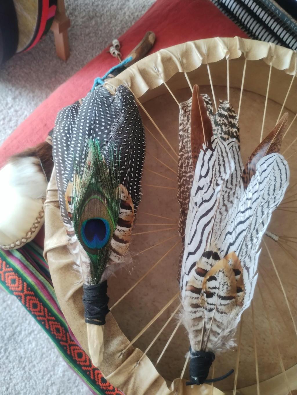 Natural Guinea Fowl Wing Feathers x 10 pcs – Feather.com.au