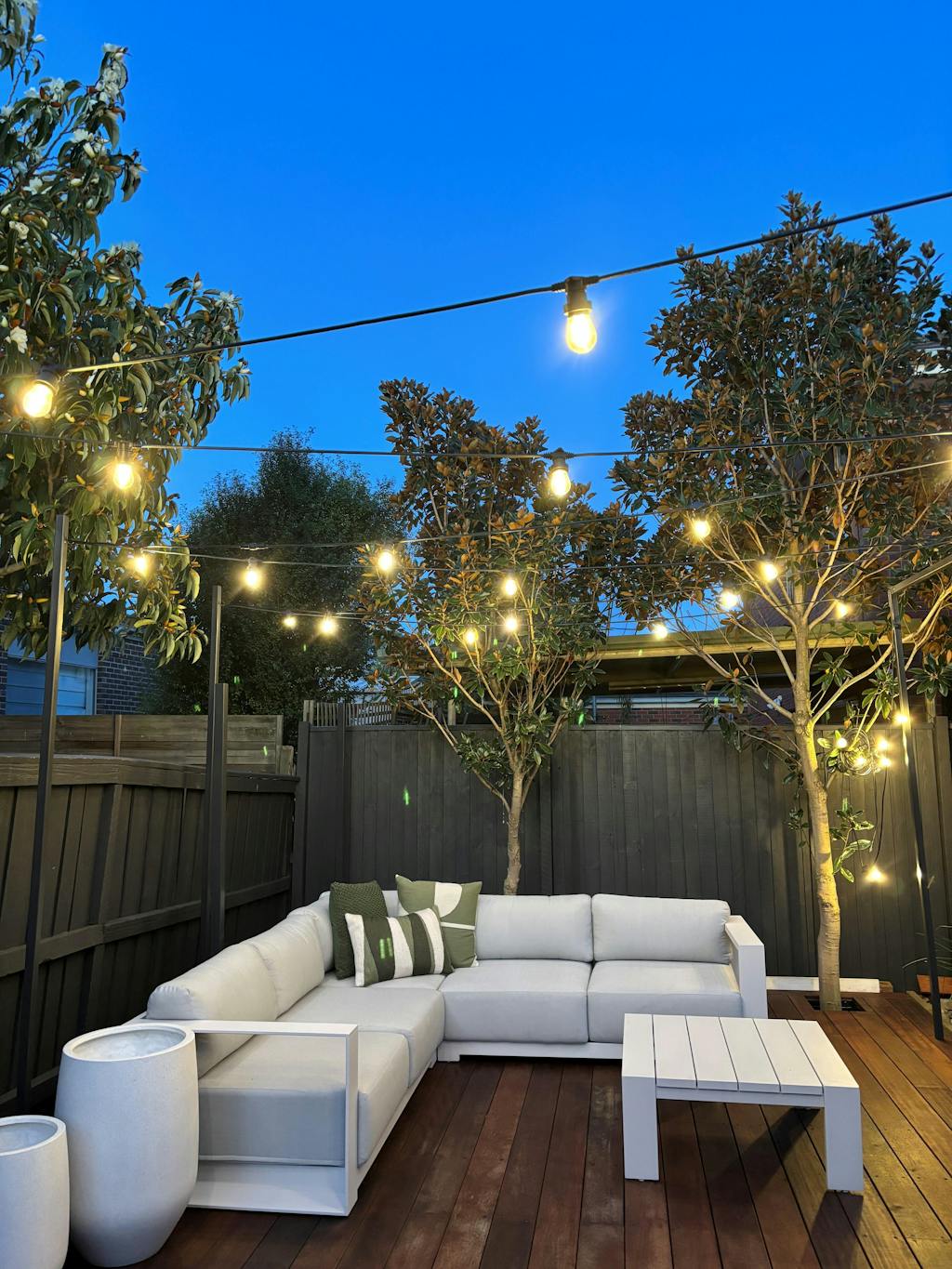 Outdoor Festoon Lights X 100cm Spacing | Festoon House