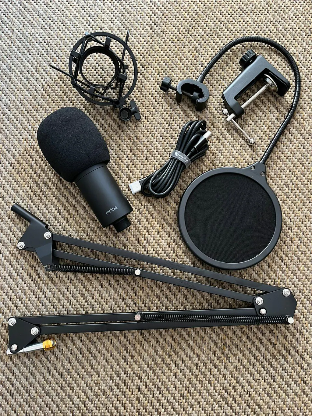 FIFINE K780A Studio USB Mic Kit with 19mm Capsule Arm Stand, Shock Mou ...
