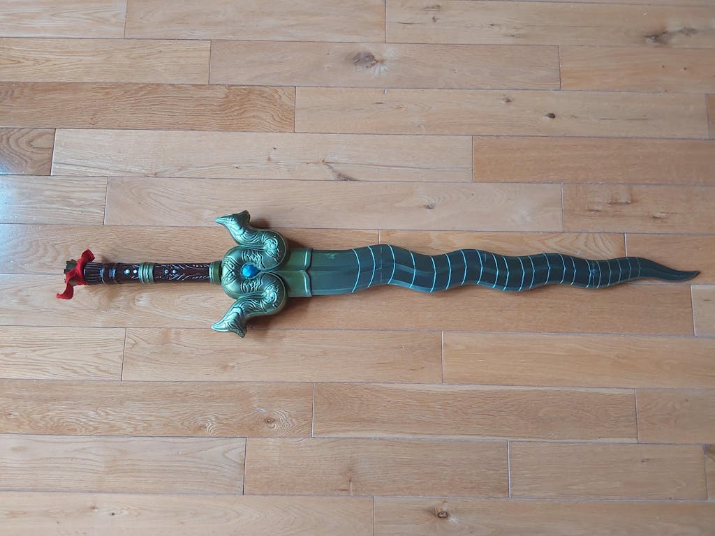Raya's Whip Sword (Raya and the Last Dragon) | Fire and Steel