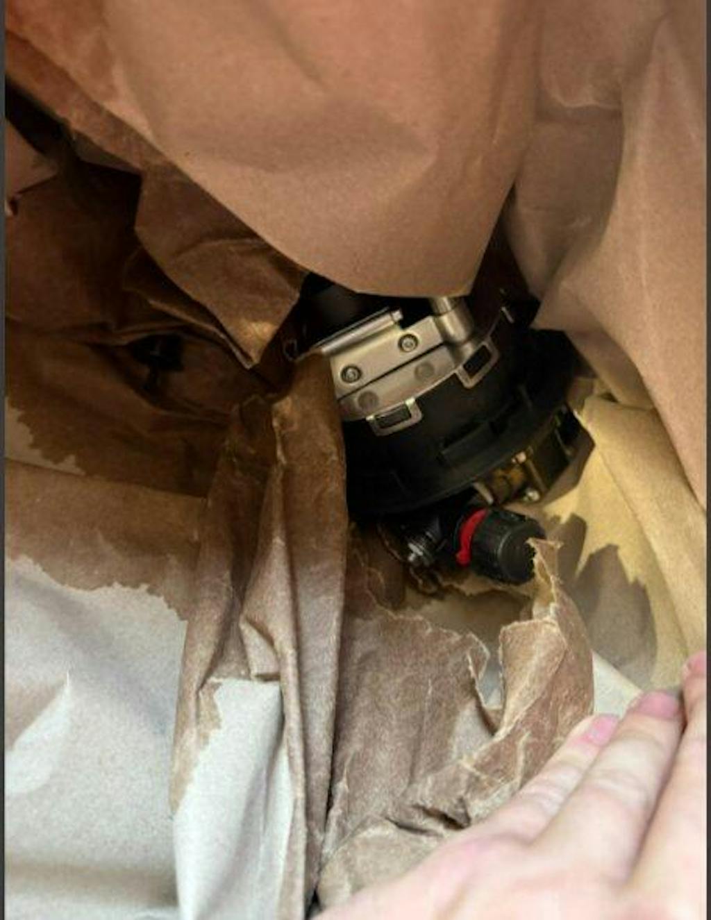 4378045, 5511560 | Genuine Cummins® Tank Def Header