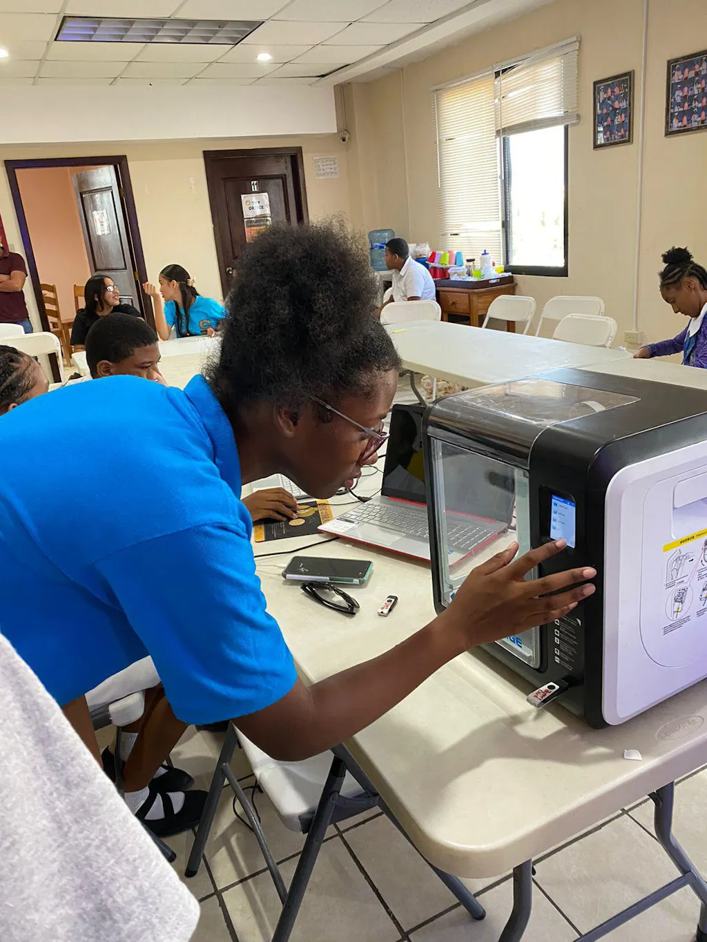 AD5M Pro: The Safe and Quiet 3D Printer for Classrooms and Homes