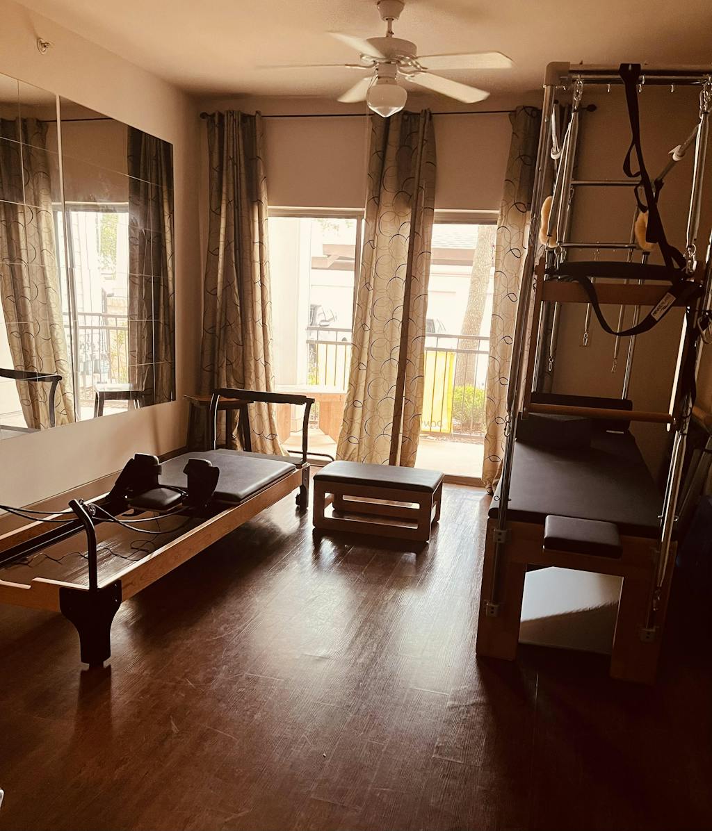 Flexia Reformer & Accessories Package – Flexia Pilates