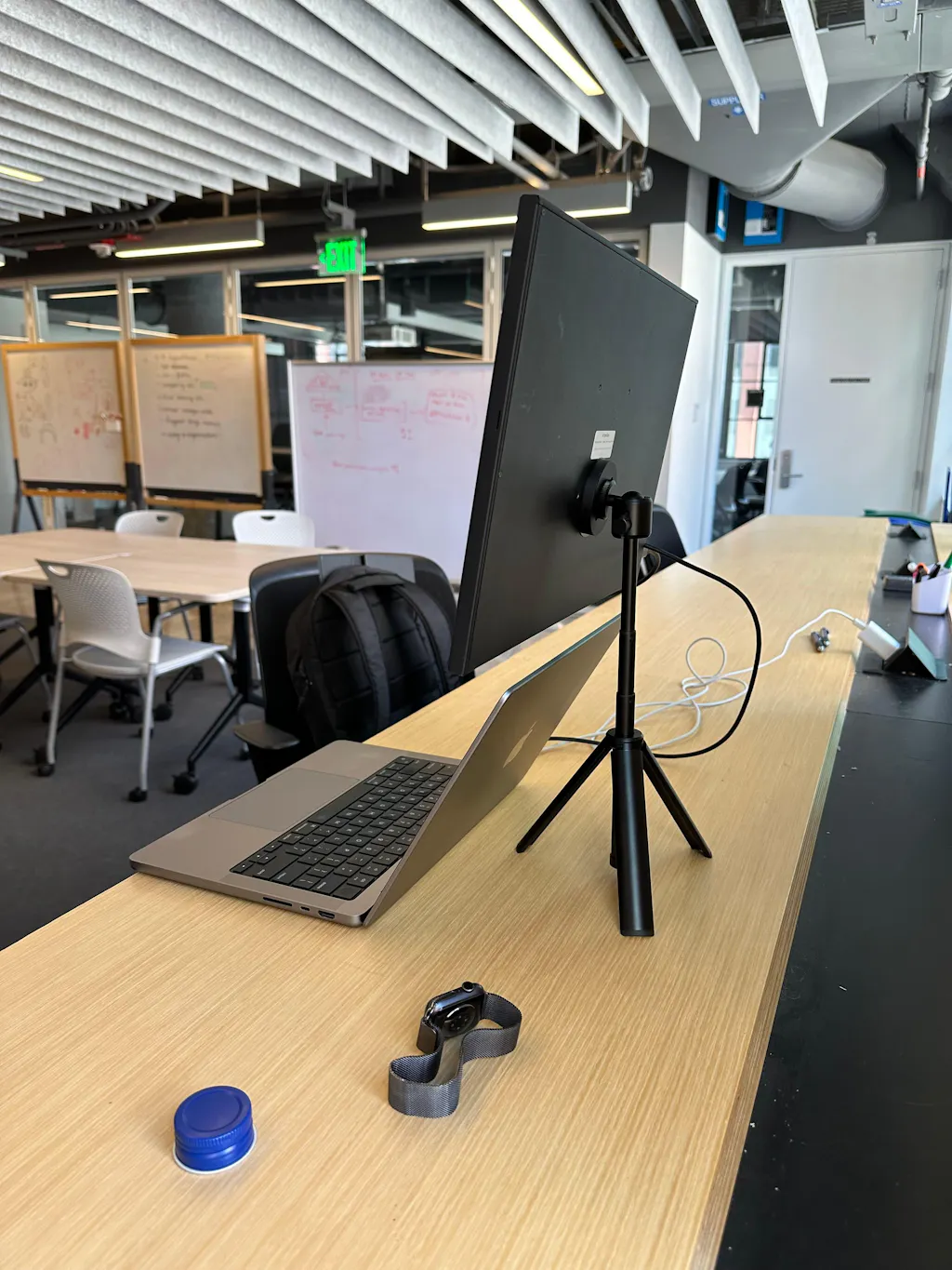 FLEXSTA Portable Monitor Stand - 225g, Adjustable to 39cm, Magnetic Mount