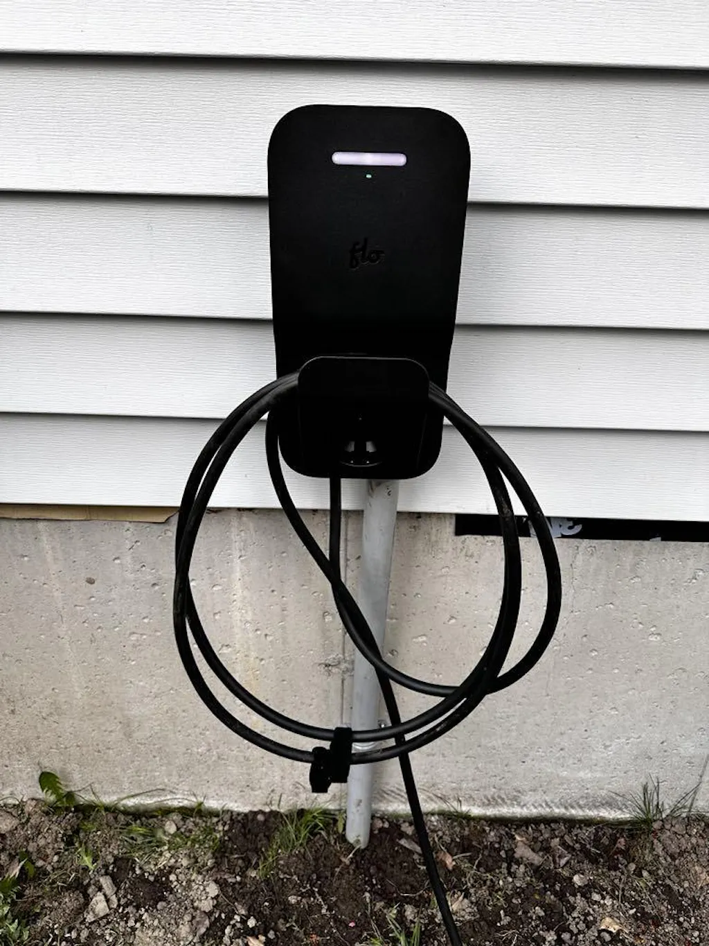 FLO Home X3 - Level 2 EV Home Charging Station | FLO Store