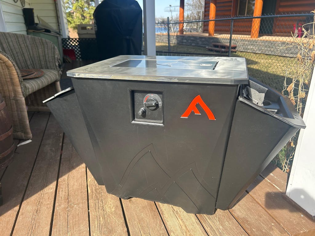 Pontoon Boat Fire Pit – Floating Flame