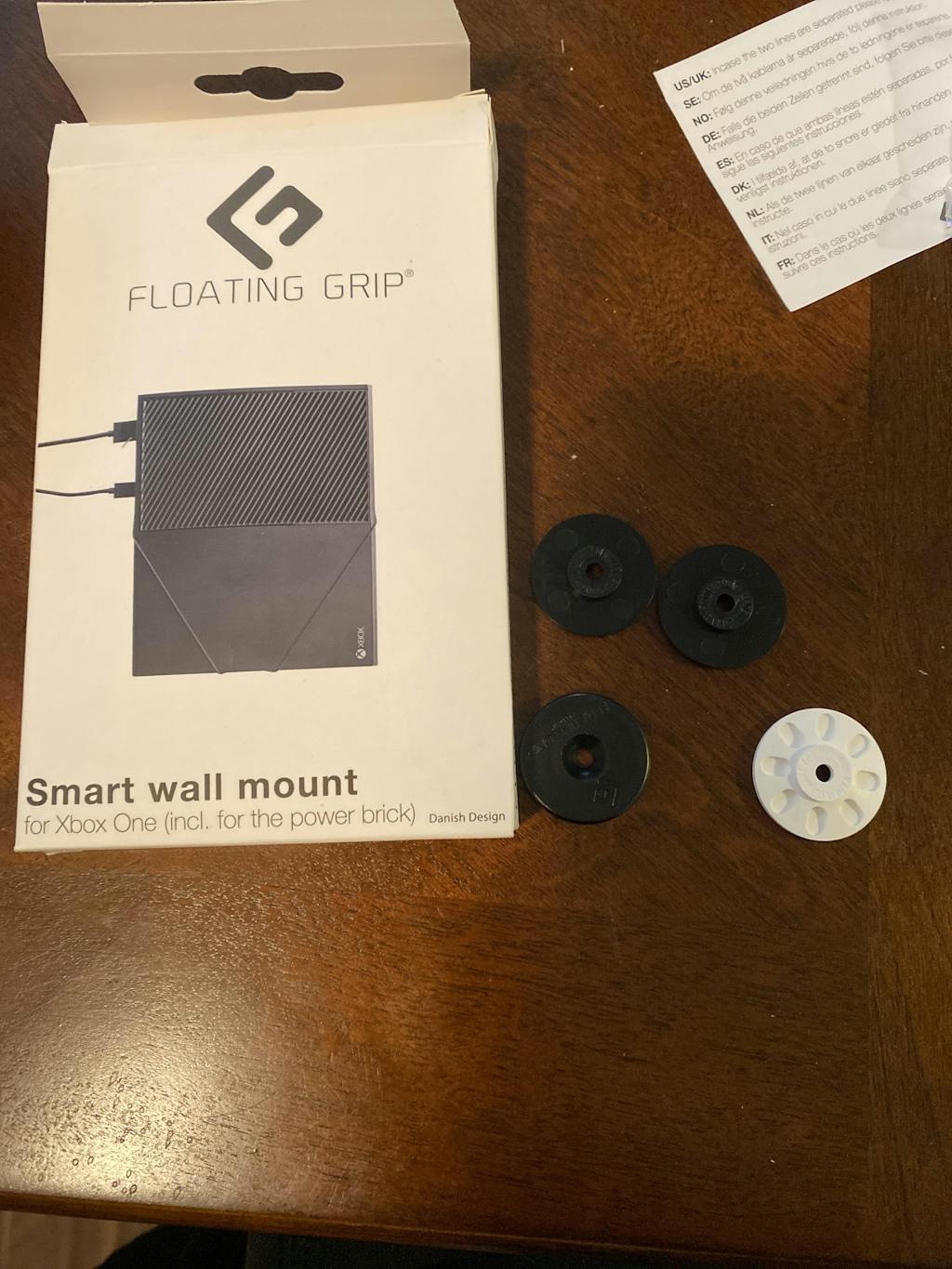 Elevate Your Gaming Space with FLOATING GRIP's Innovative Solutions