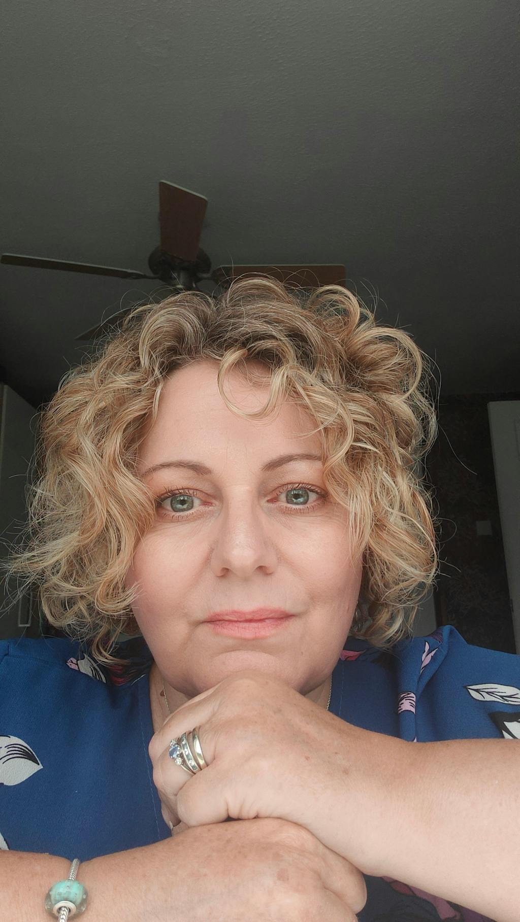 Quick Definition Styling Kit | Hair Stylers For Curly Hair | Flora ...