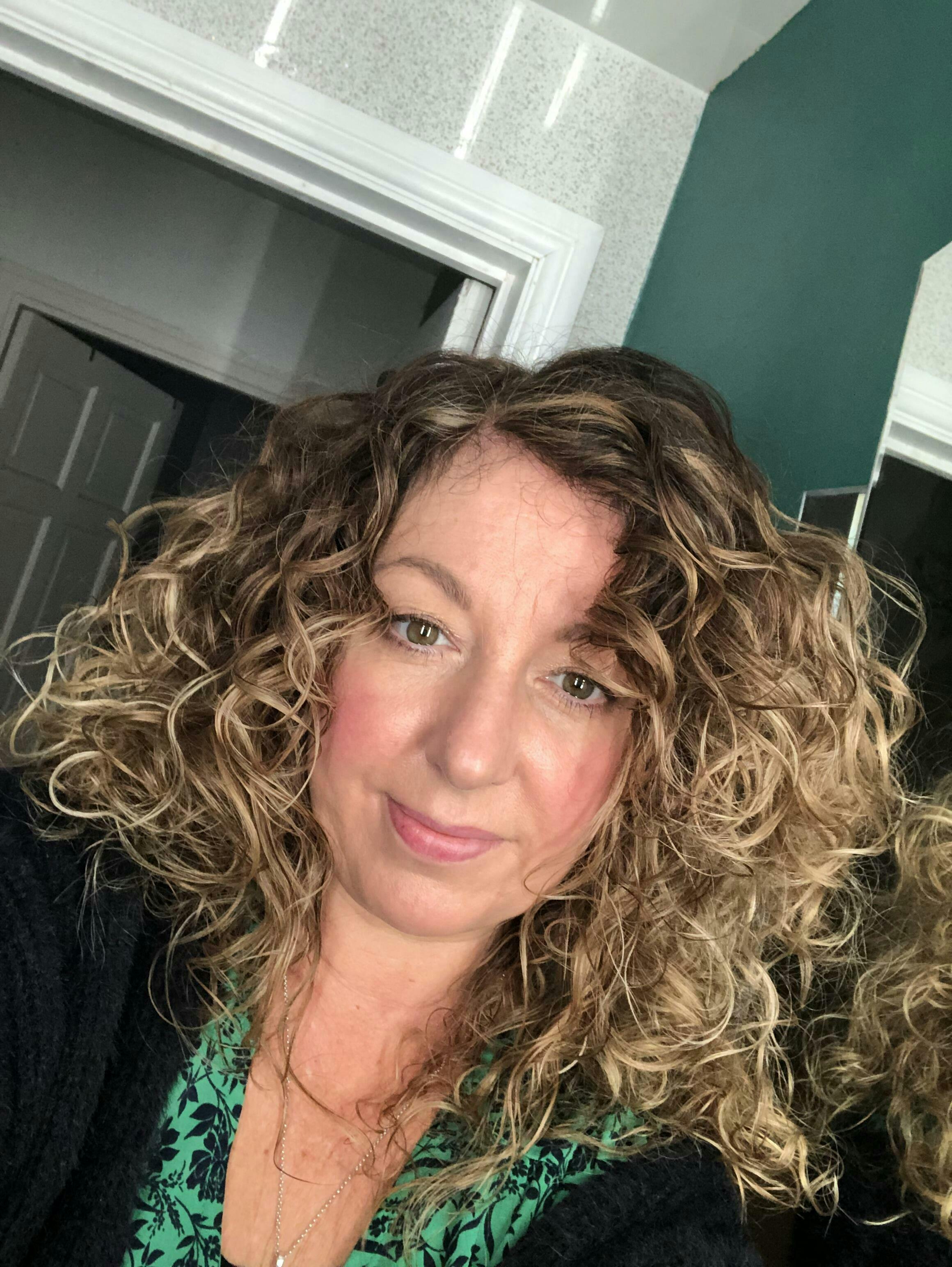 Complete Styling Set | Curly Hair Styling Products | Flora & Curl ...