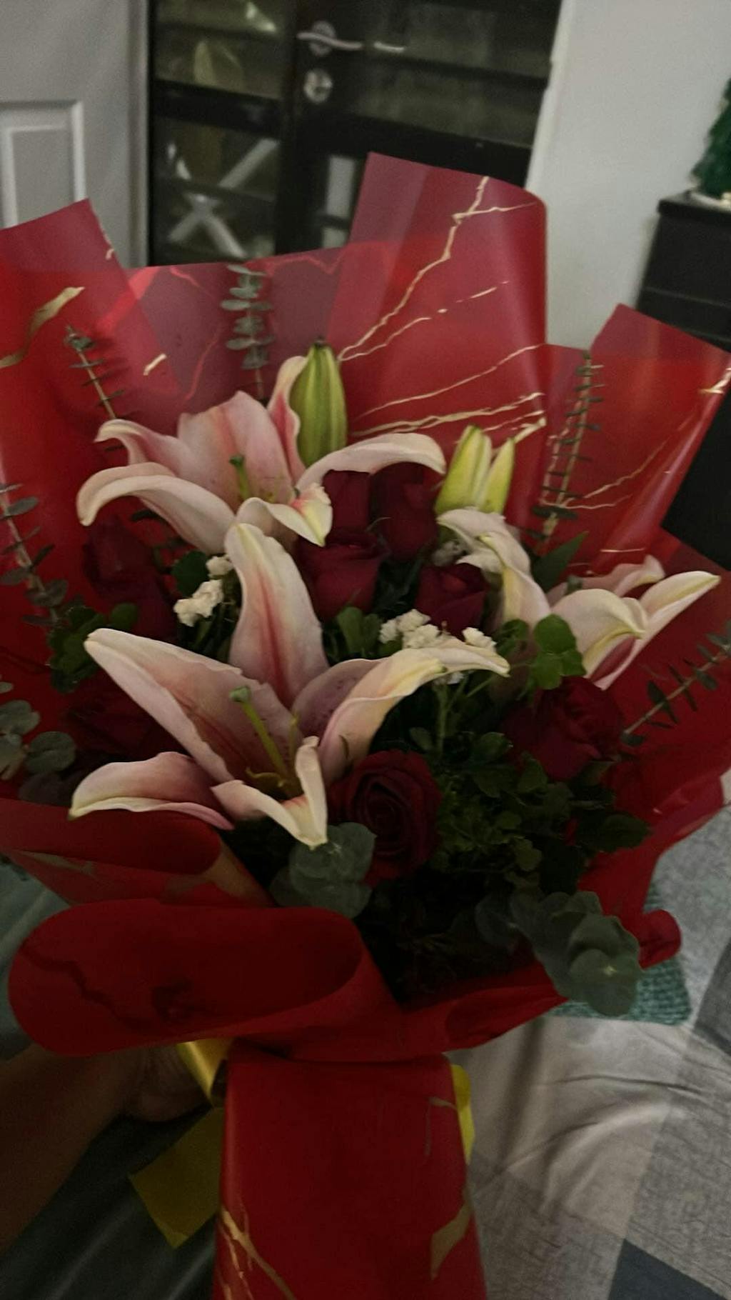 Heartstrings | Red Roses & Pink Lilies Flower Bouquet