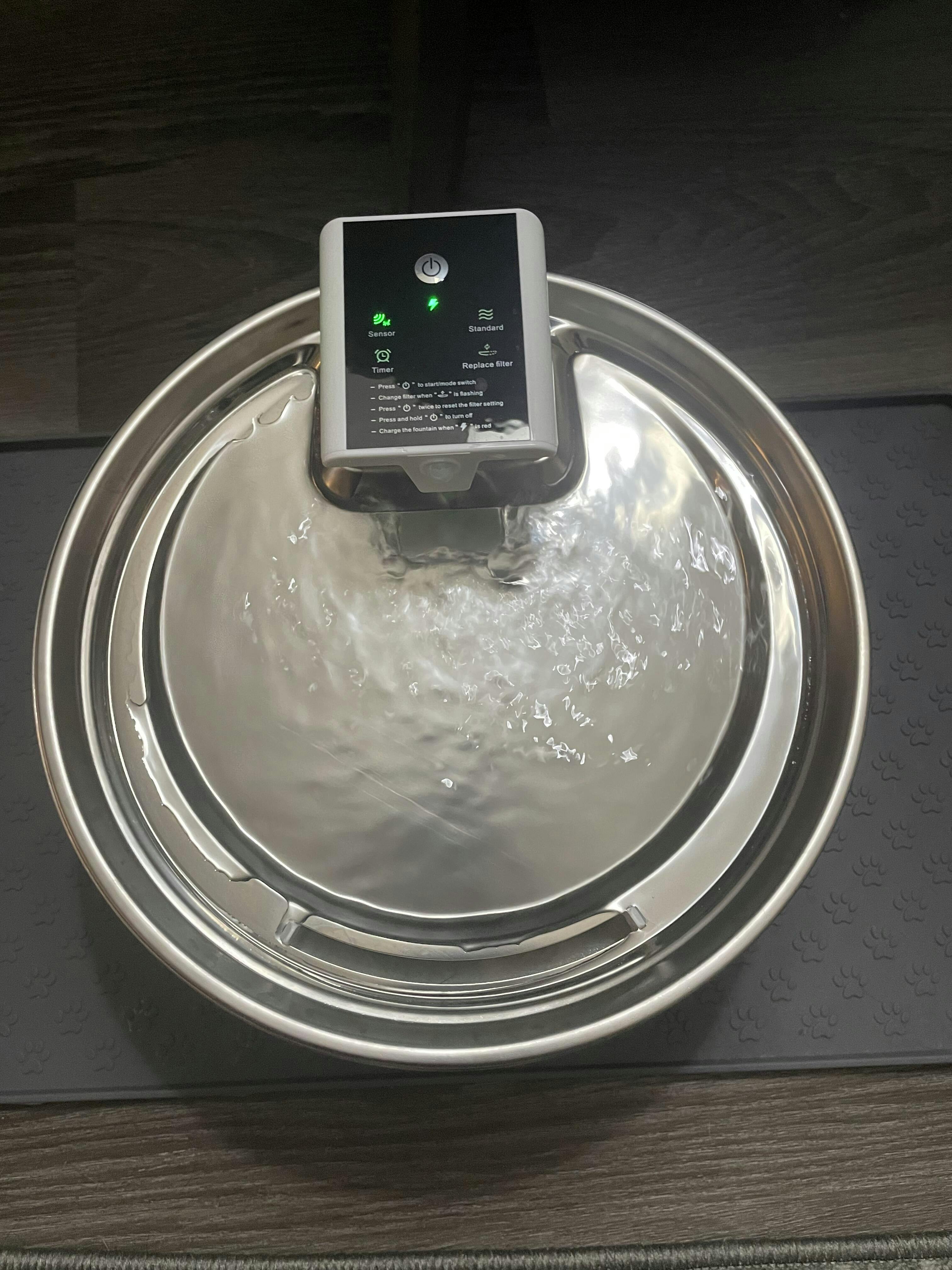 Flowzy™ Water Fountain