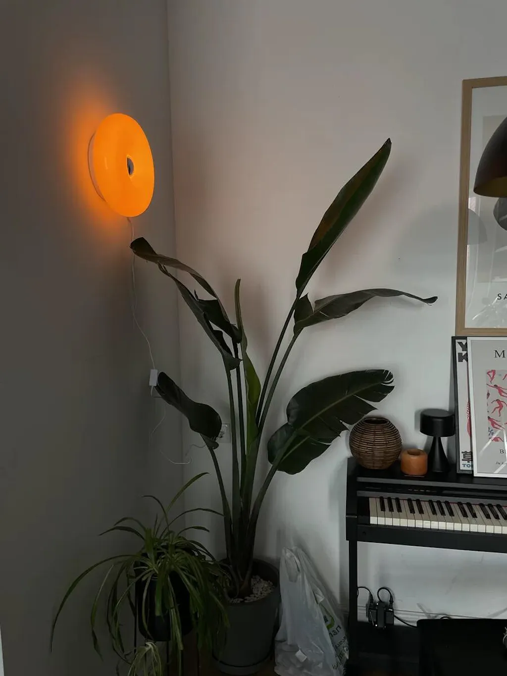 Modern Bauhaus Creative Glass Donut Doughnut LED Indoor Desk Table Lamp ...