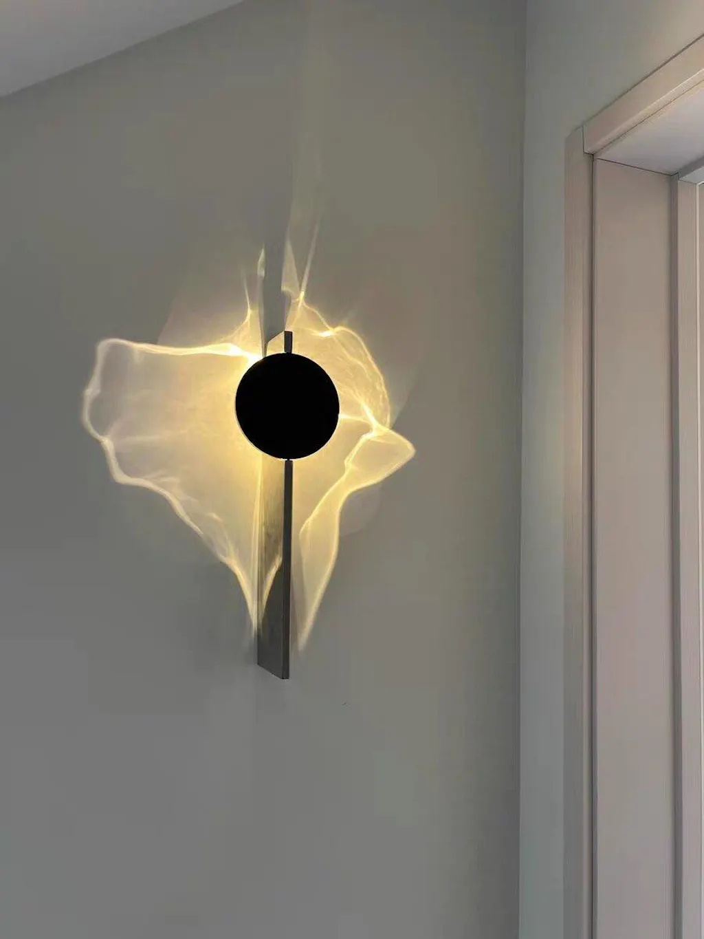 Modern Minimalist Water Waves Rotatable LED Wall Sconce Lighting Wall ...