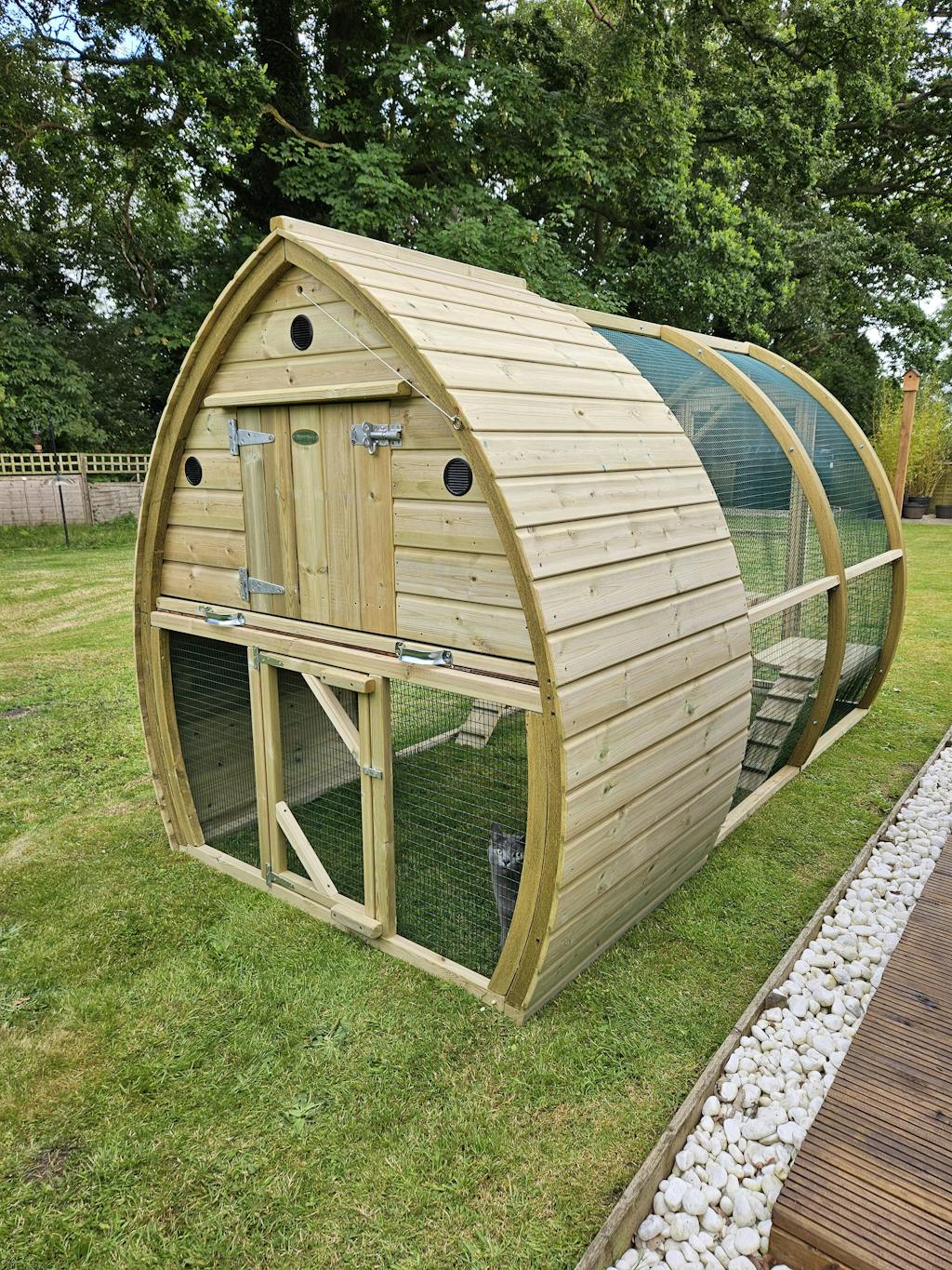 Arched Cat House and Run | Luxury Cat Houses made in UK