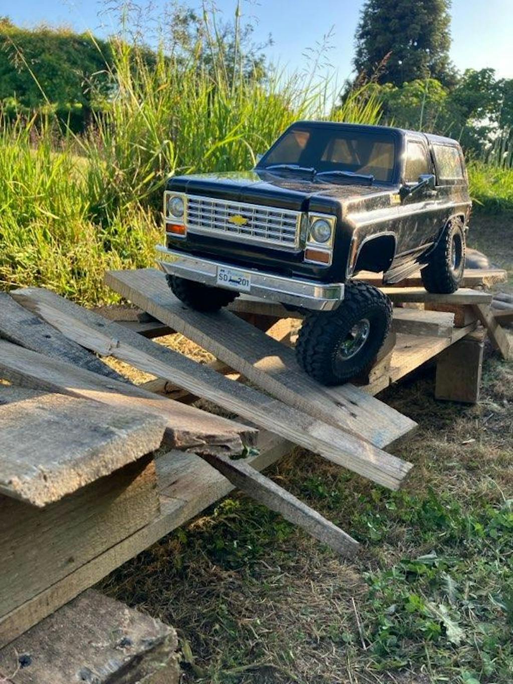 FMS 1:10 FCX10 Chevrolet K5 Blazer RS