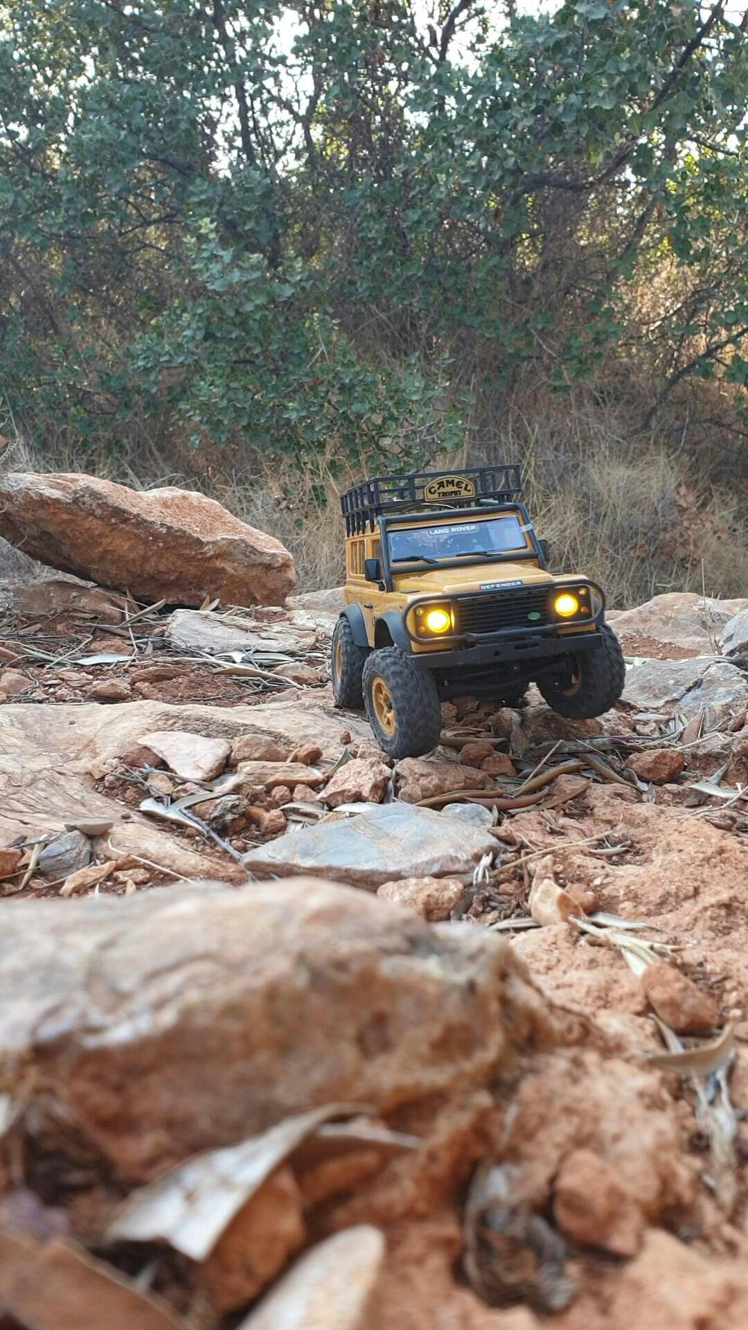 1/24 Land Rover RC | Camel Trophy | Realistic Adventure – FMS Model