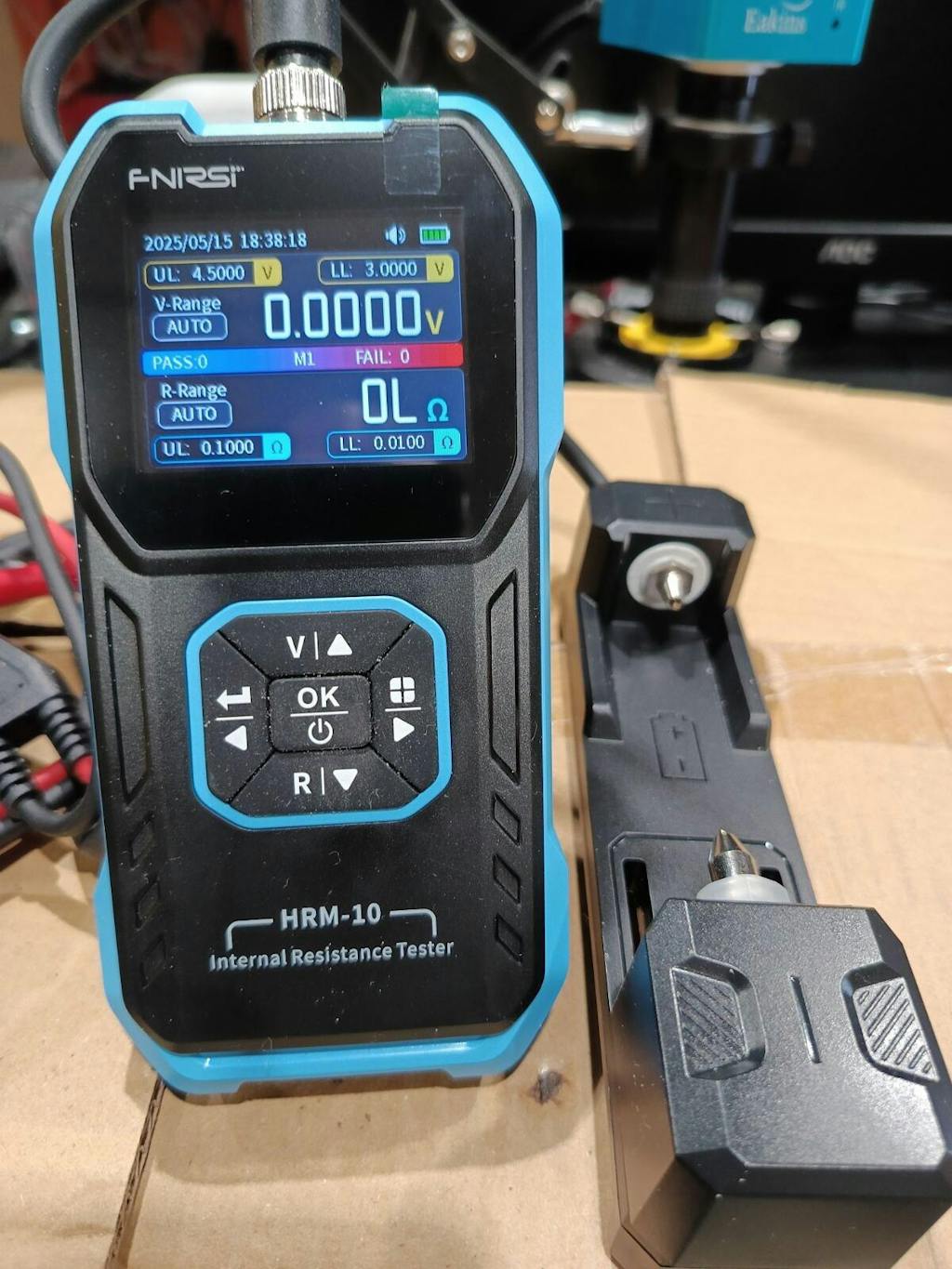 FNIRSI HRM-10 Battery Voltage Internal Resistance Tester