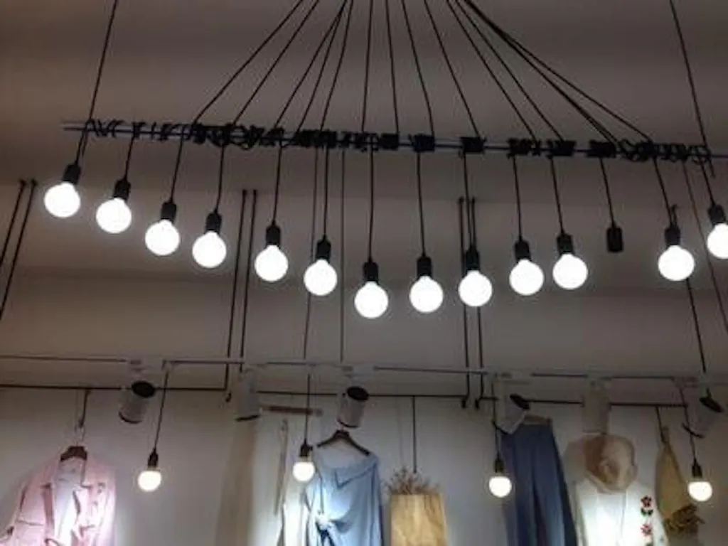 The Spider Chandelier, Dramatic and Unique Lighting for Indoor Spaces ...