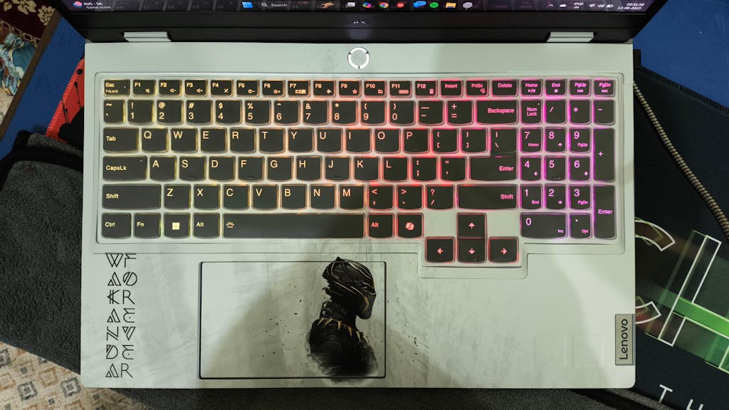 Transparent Ferrari F40 Asus Vivobook Go 15 E1504G Laptop Skin