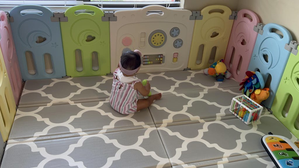 Cloud Castle | Foldable Playpen with Whiteboard & Activity Wall | Fortella