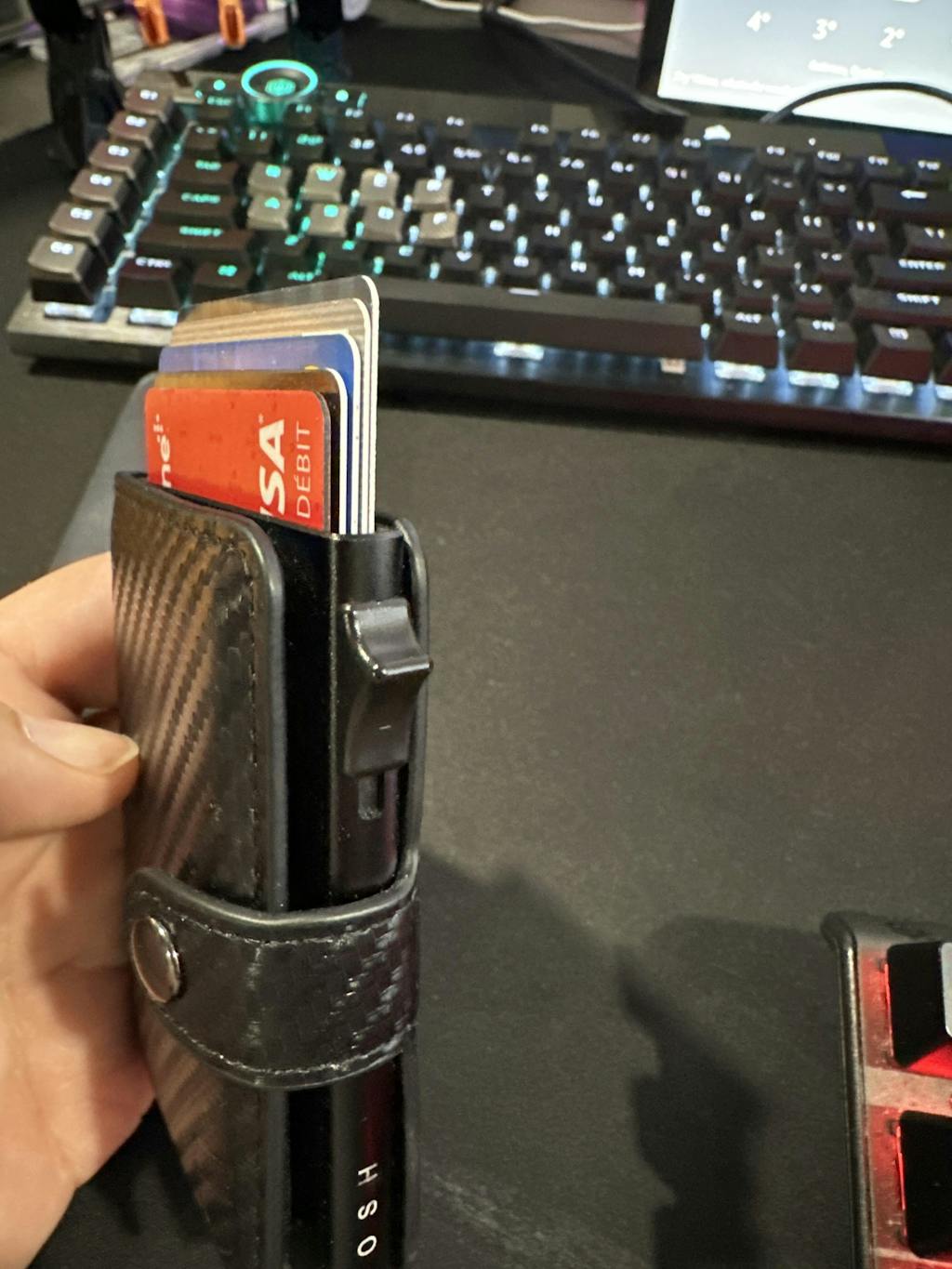 The Bolt - Automatic Wallet | RFID Blocking Automatic Popup Wallet - FOSH