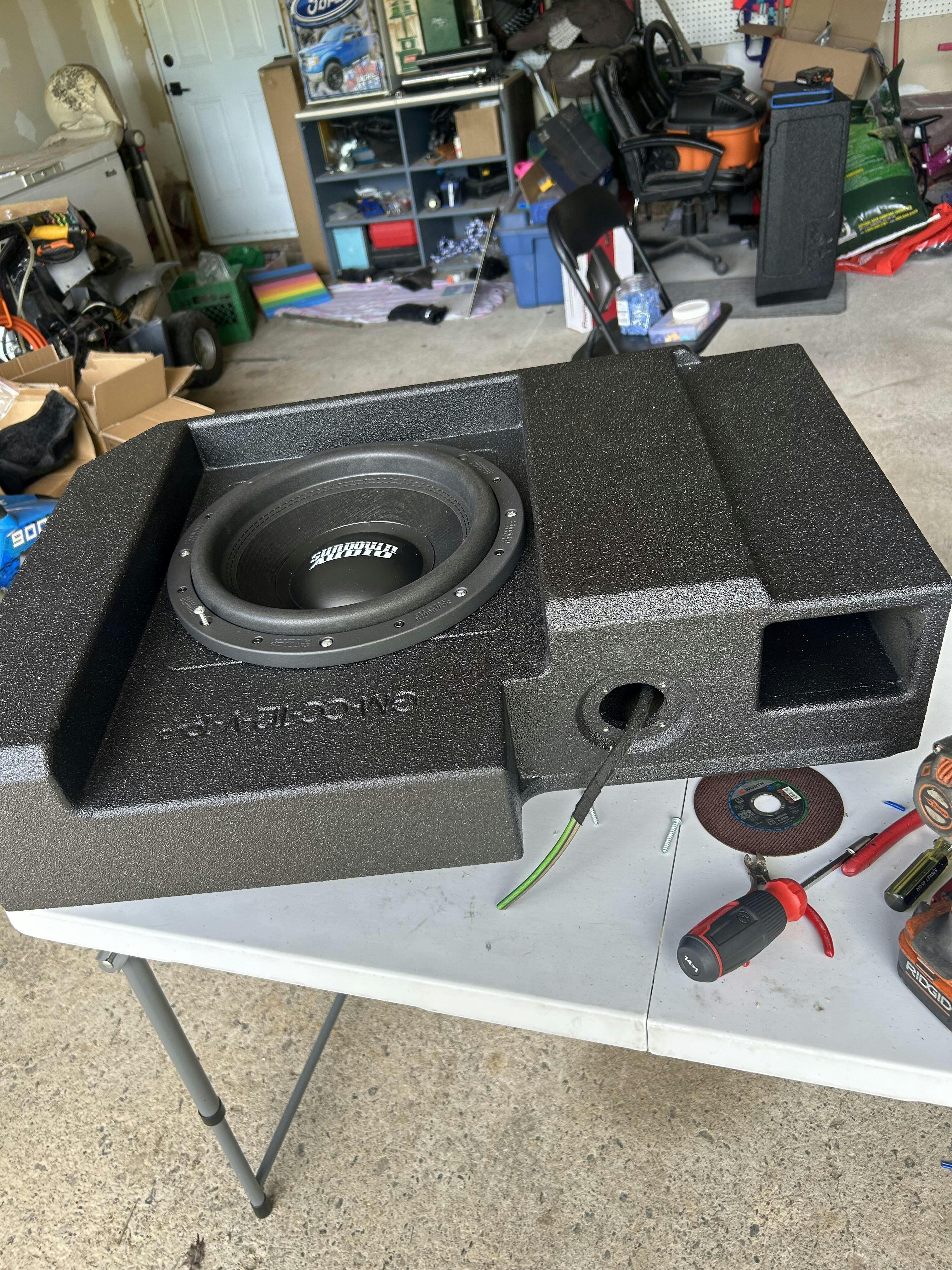 2019-2023 GMC - CHEVY CREW CAB 2-12" VENTED – FOX ACOUSTICS