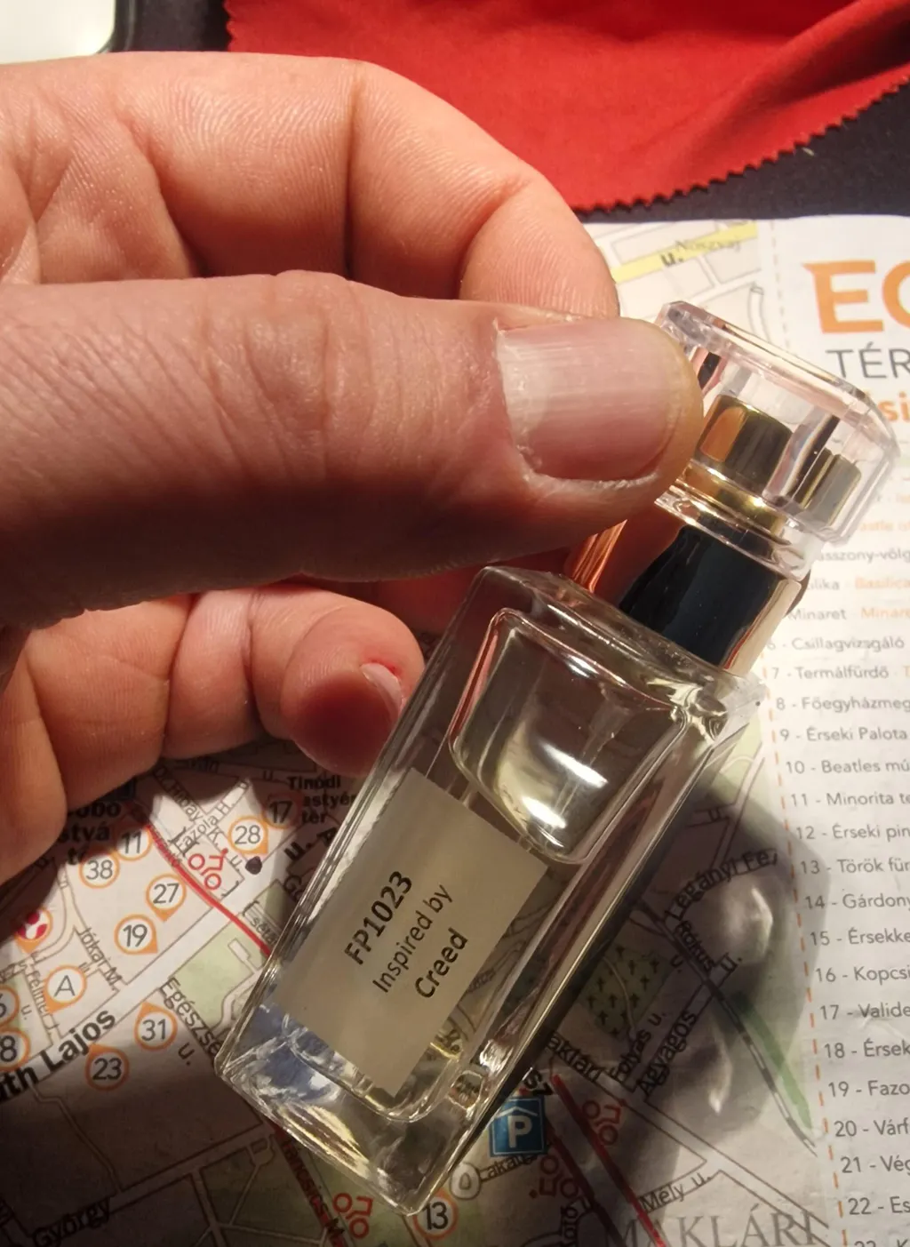 Fragrance Perfumes I Parfümök nőknek és férfiaknak