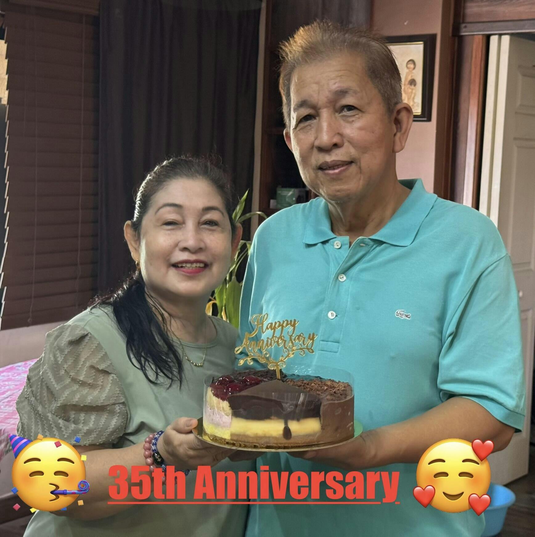 Cake Topper – Frank and Carol's