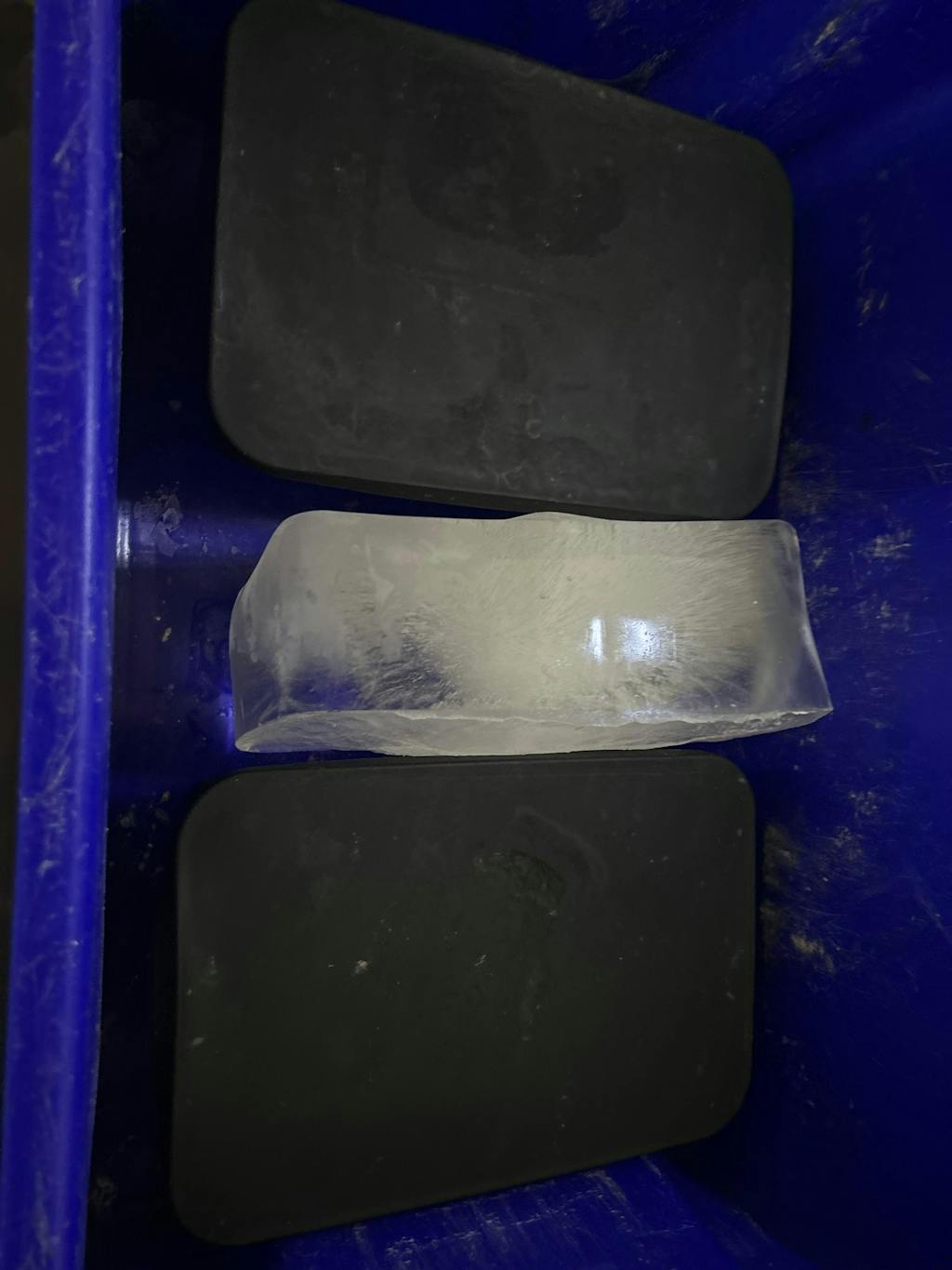 The Big Block Tray Original – 5.5kg Silicone Ice Mould | Freeflo Club